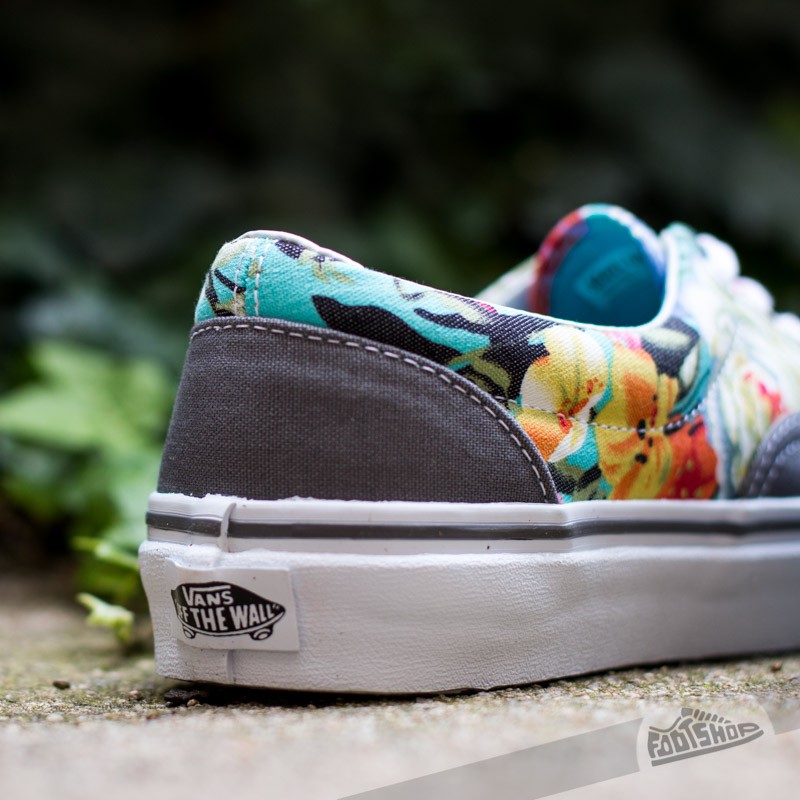 Încălțăminte și sneakerși pentru femei Vans Era (Floral) Smoked Pearl ...