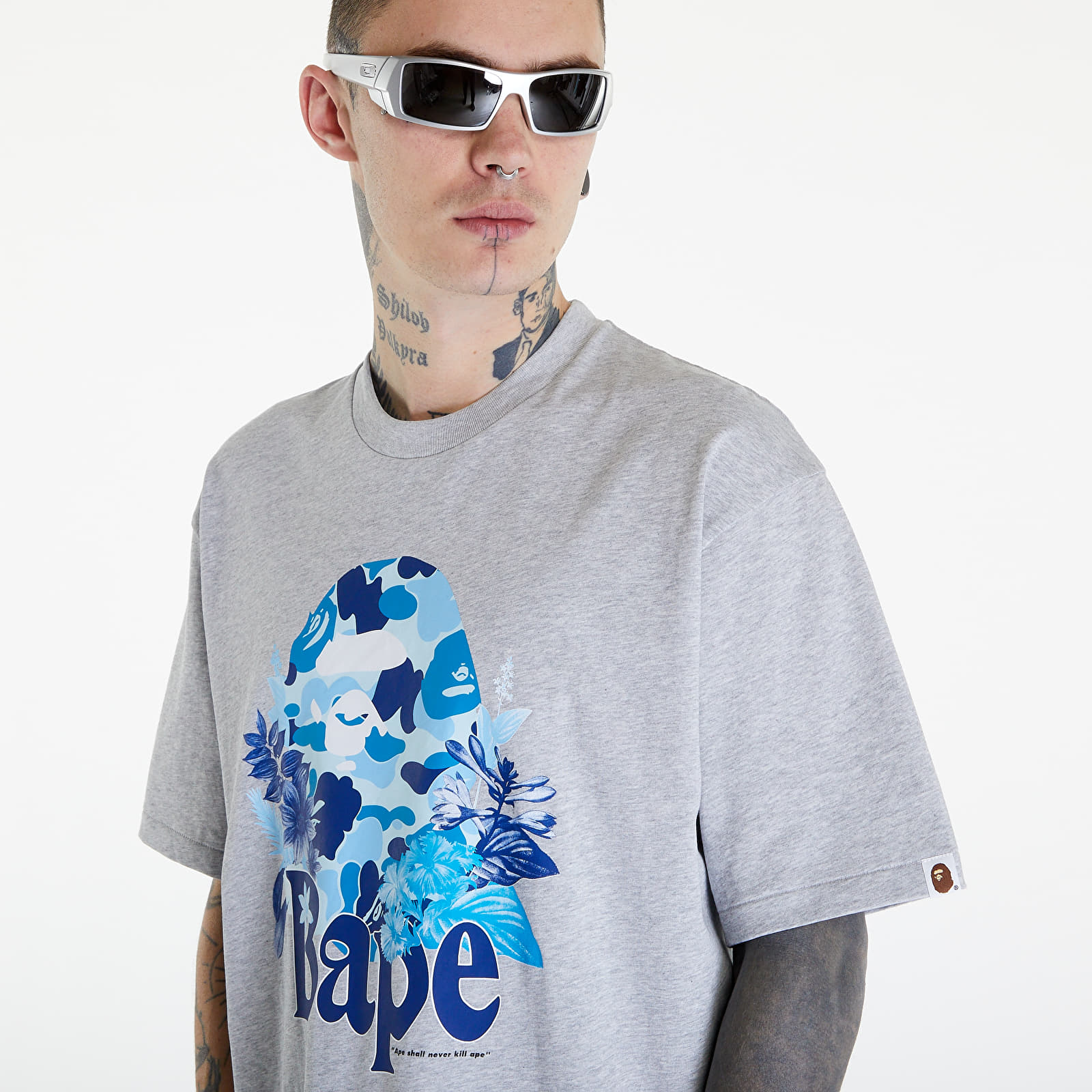 T-shirts A BATHING APE Flora Big Ape Head Relaxed Fit Tee Gray | Footshop