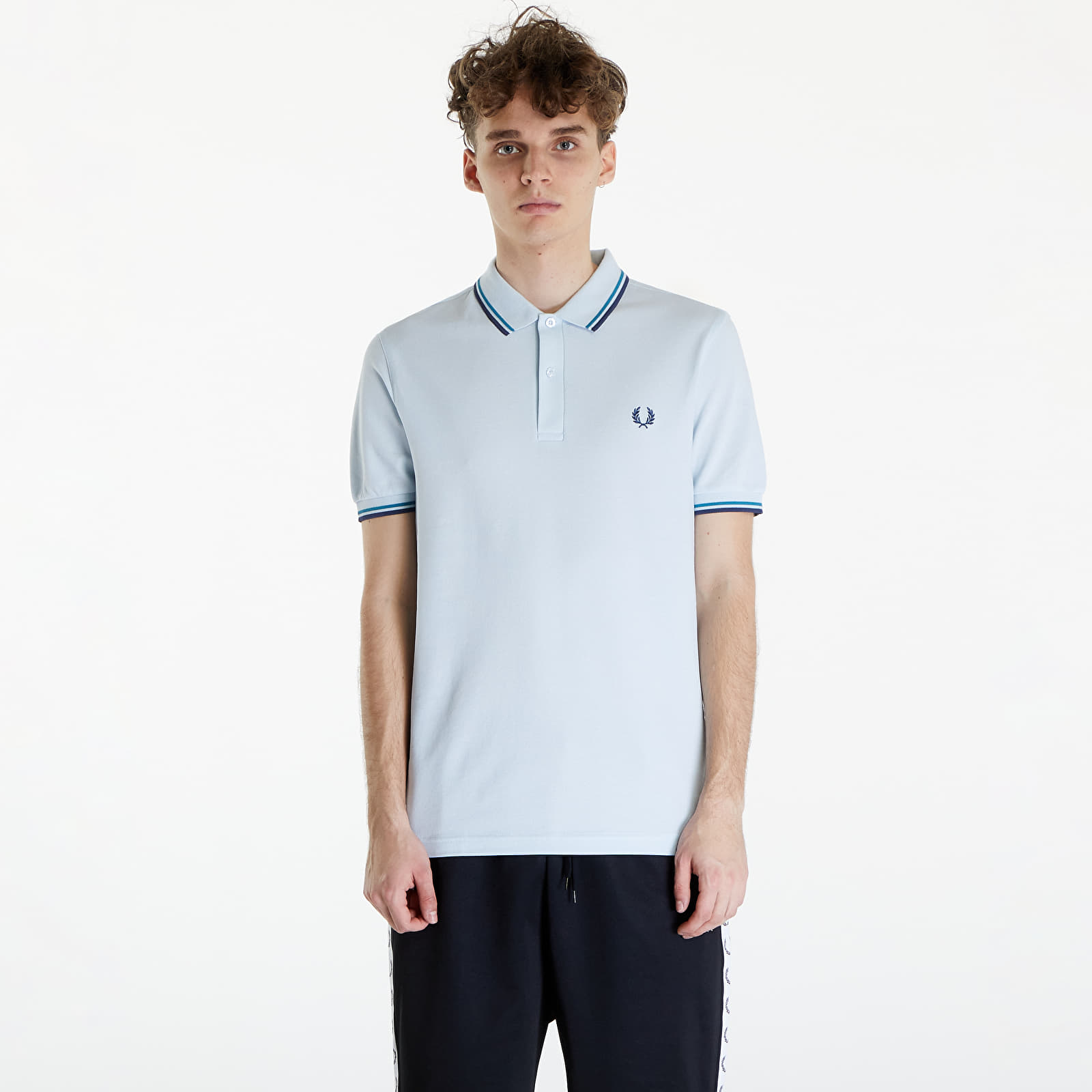 T-shirts FRED PERRY Twin Tipped Fred Perry Shirt Light Ice/ Cyber Blue ...