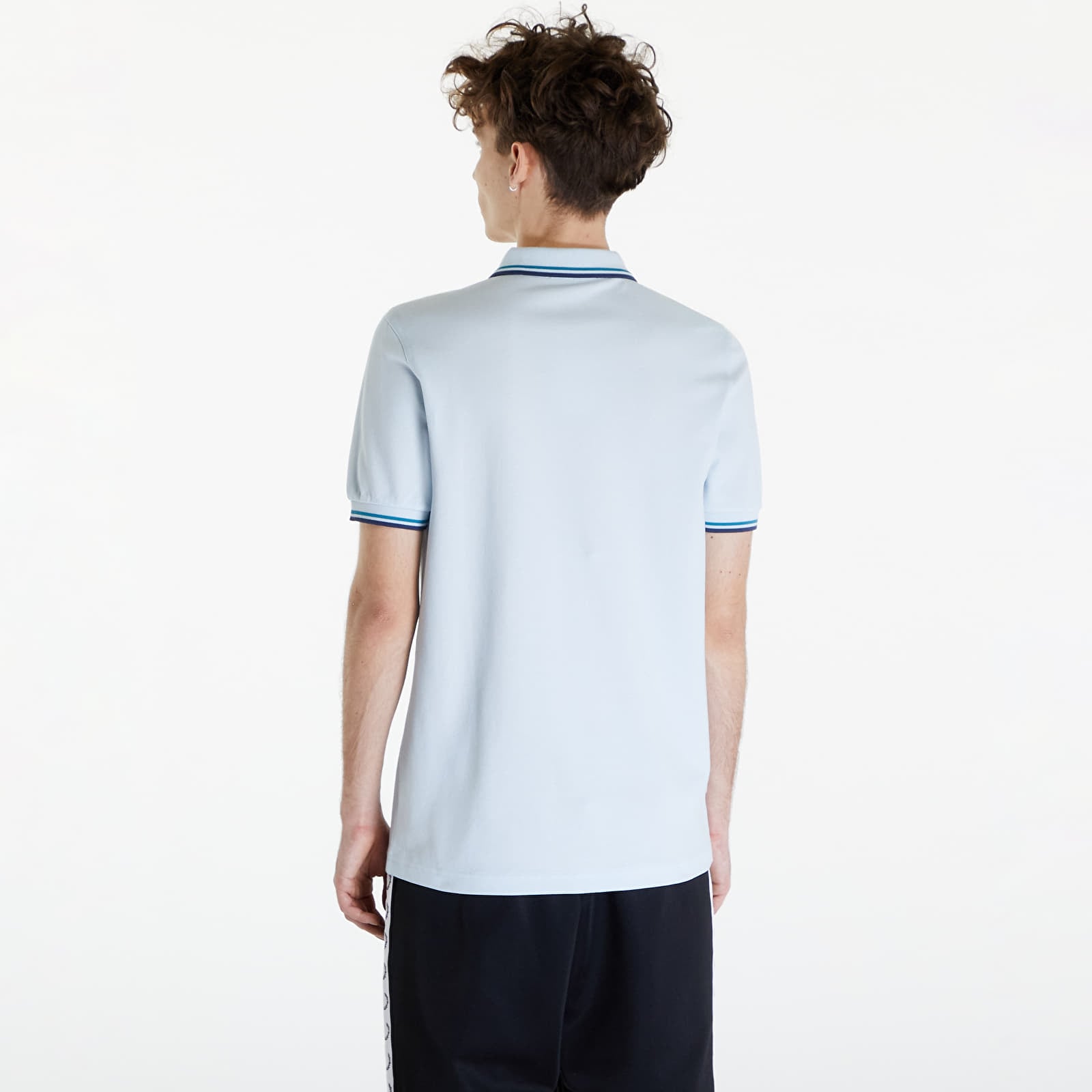 T-shirts FRED PERRY Twin Tipped Fred Perry Shirt Light Ice/ Cyber Blue ...