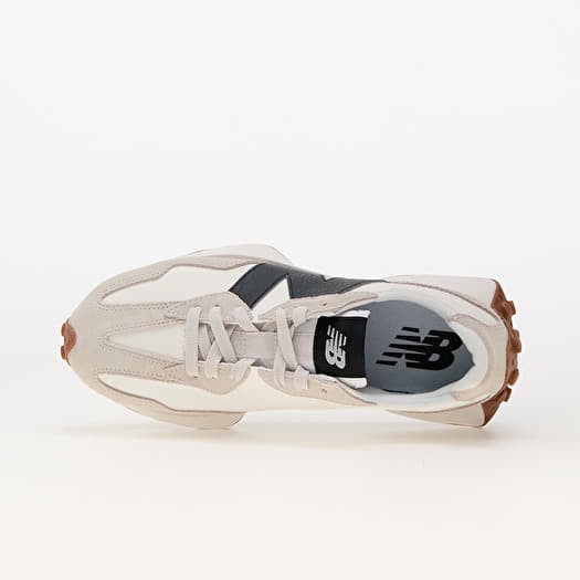 327 moonbeam outer space