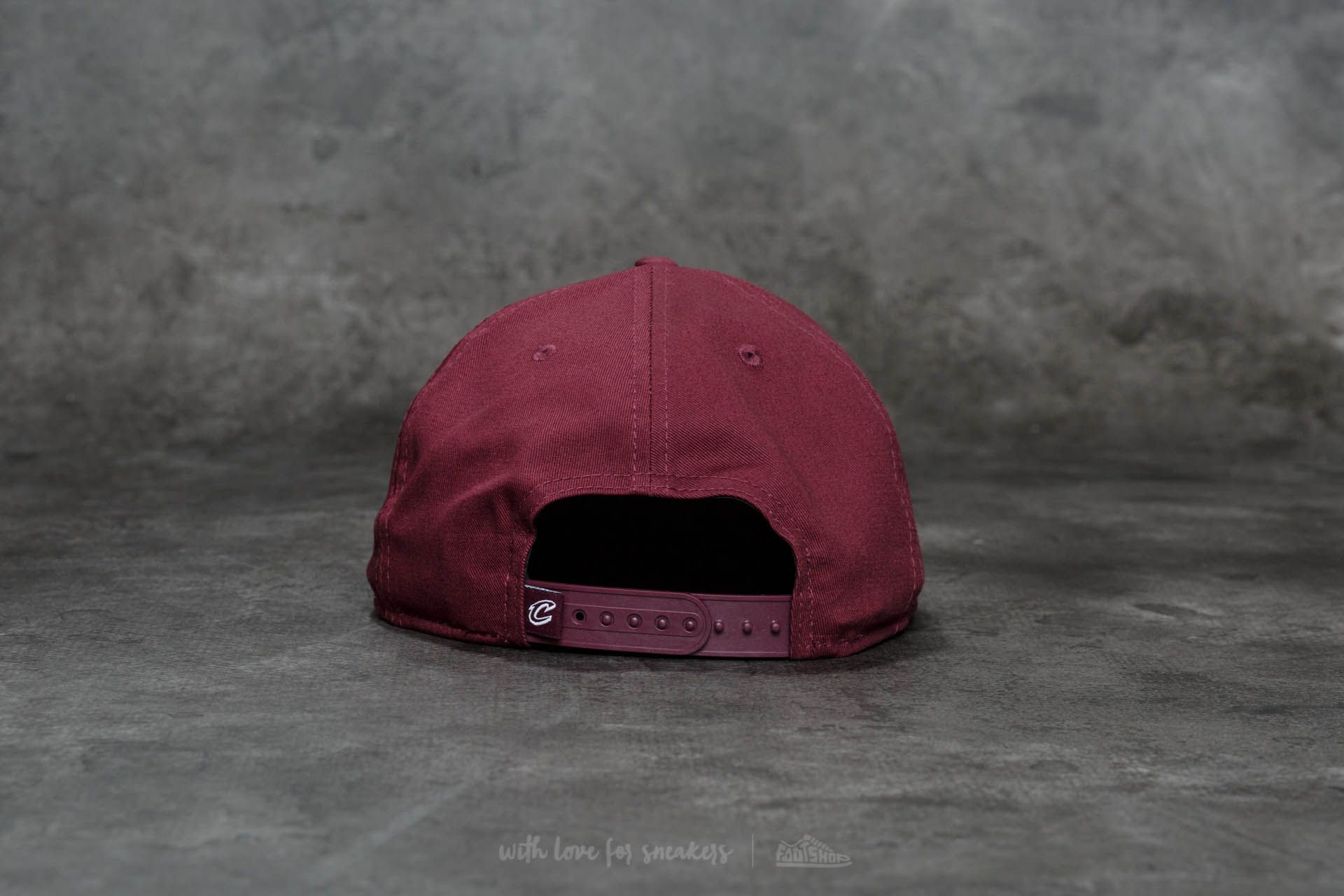 New Era 9Fifty Felt Script Cleveland Cavaliers Cap Burgundy | Footshop