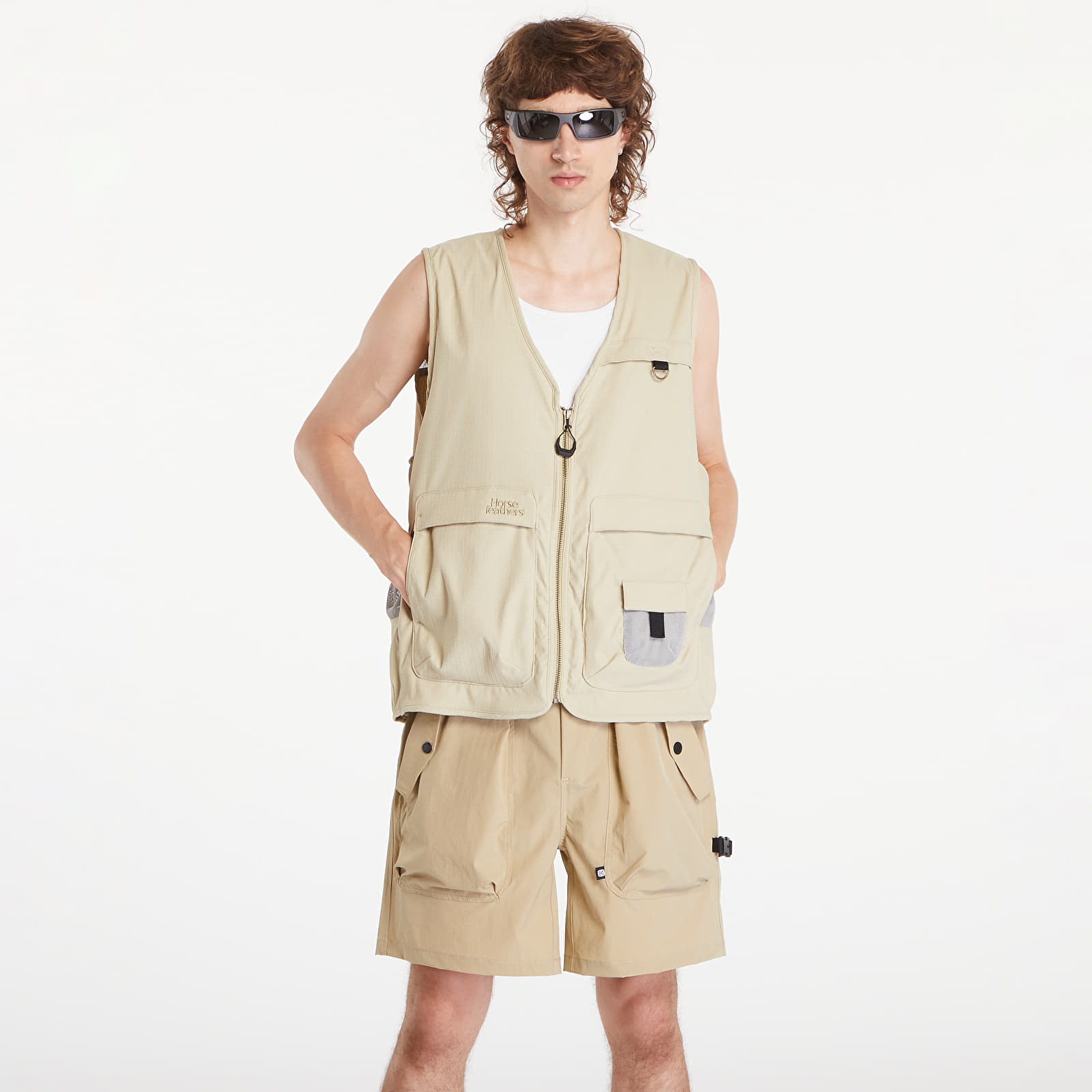 Men's vests Horsefeathers Cree Vest UNISEX Pale Khaki (24S06B) | Footshop