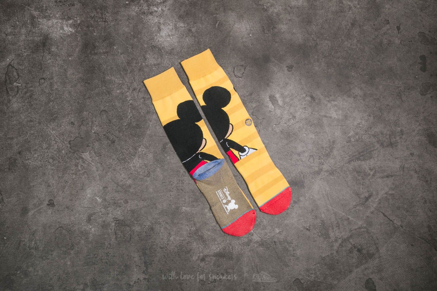Stance Mickey