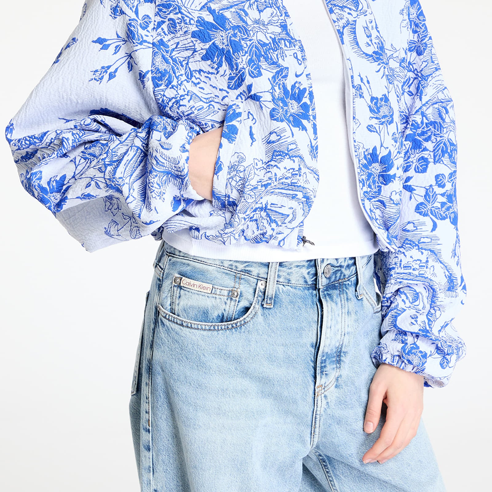 Women's jackets Nike Sportswear Collection Women's Oversized Jacquard ...