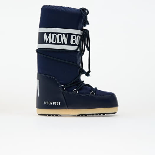 moon boots
