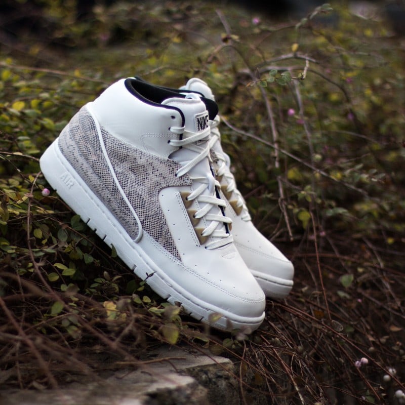 Men's shoes Nike Air Python Sail/Black-Metallic Gold | Footshop