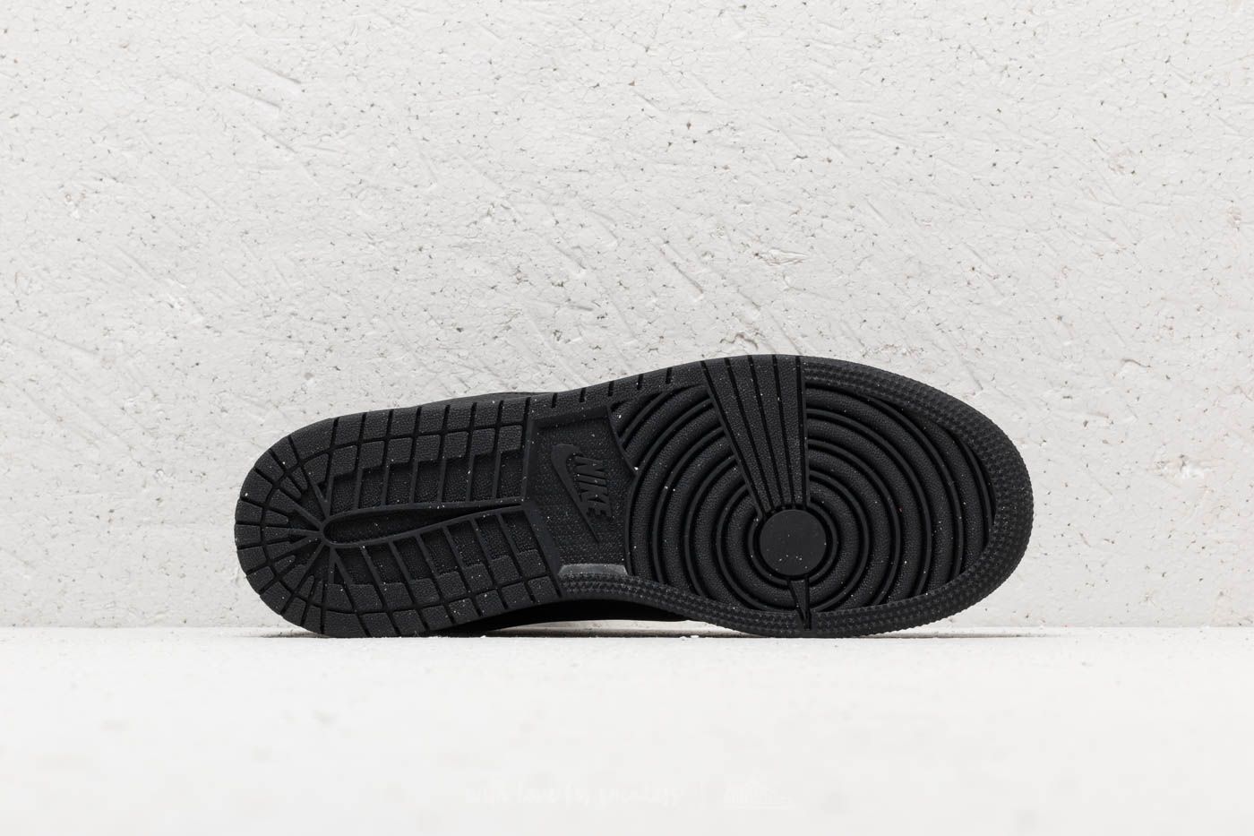 Încălțăminte și sneakerși pentru femei Jordan Executive (GS) Black ...
