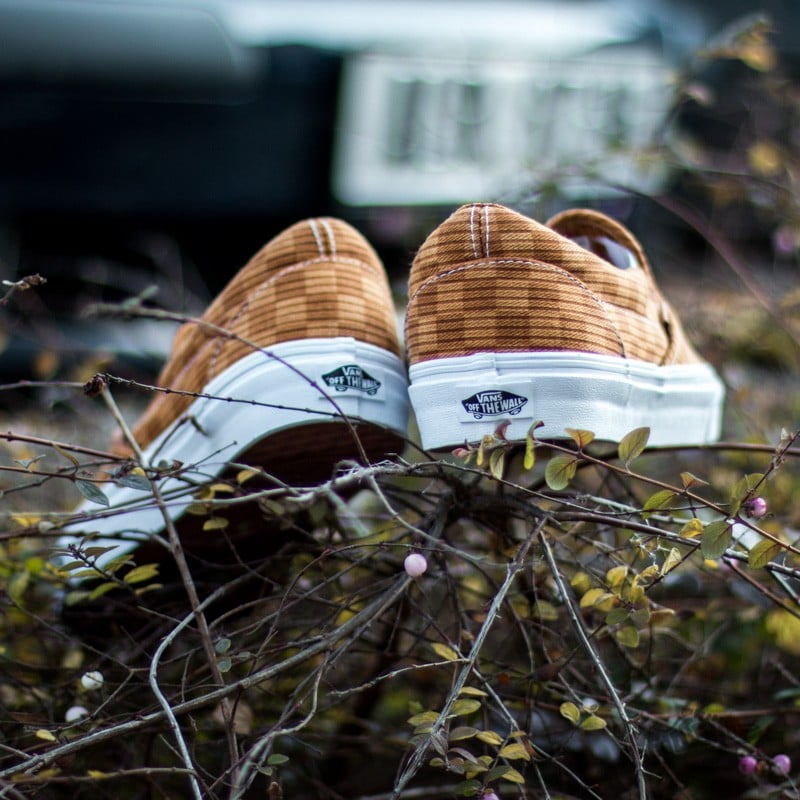 Men's shoes Vans Classic Slip-On California Washed Herringbone Inca ...