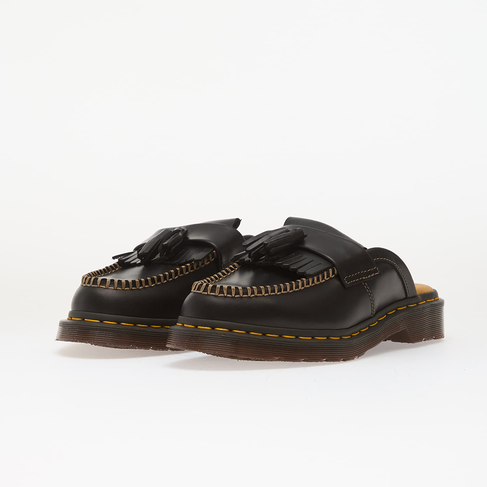 Dr. Martens Adrian Mule Black | Footshop