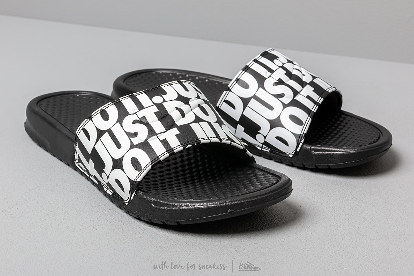 Men's shoes Nike Benassi Jdi Print Black/ White | Footshop