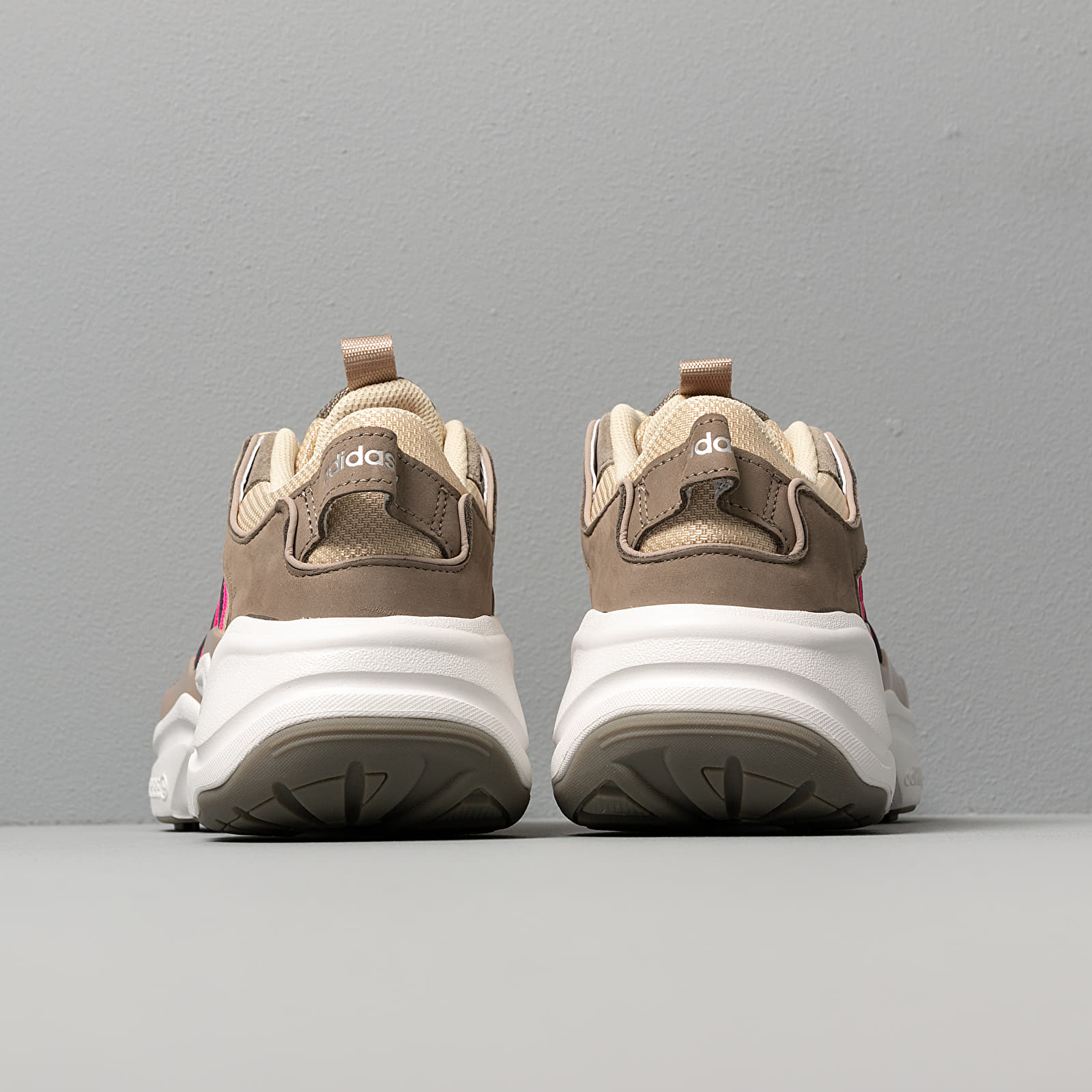 Dámské tenisky a boty adidas Magmur Runner W Stdesa/ Core Black/ Trace ...