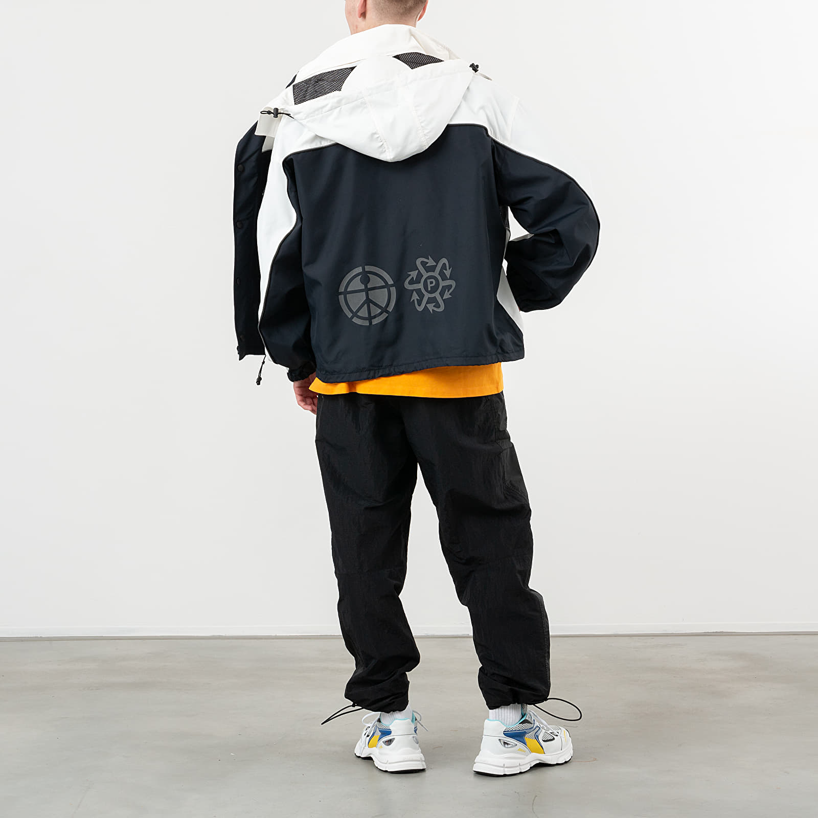 Jackets PACCBET Anorak Jacket Navy/ White | Footshop