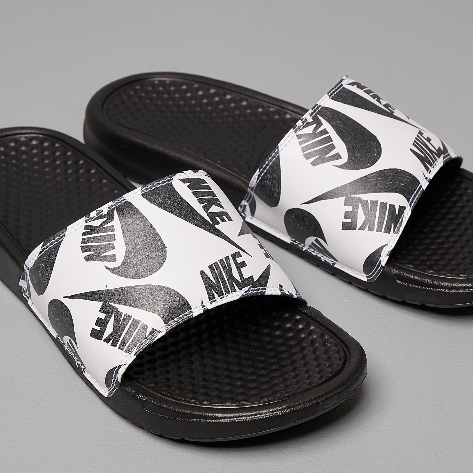 Men's shoes Nike Benassi Jdi Print Black/ Black-White | Footshop