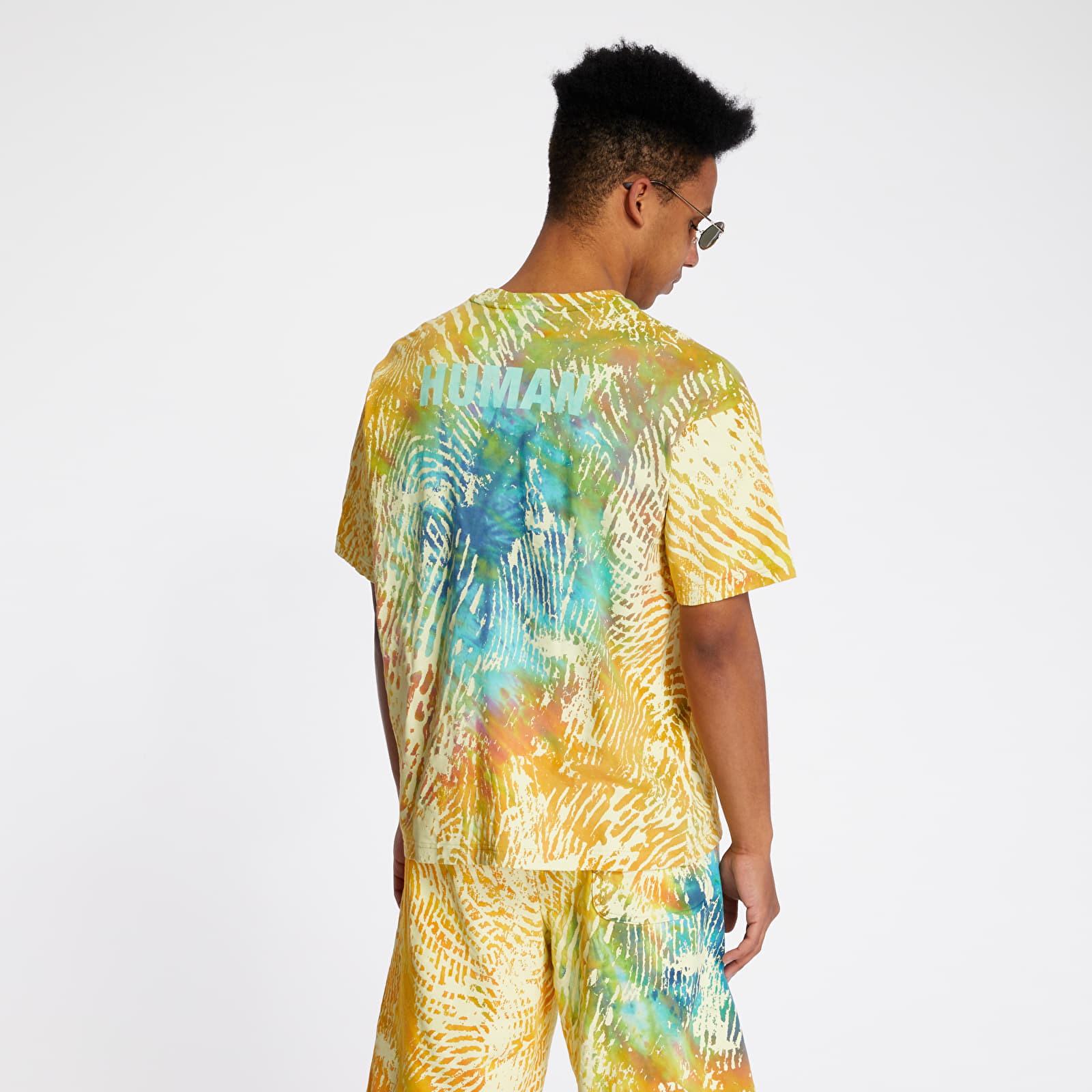 T-shirts adidas x Pharrell Williams Fan Tee (GD8722) | Footshop