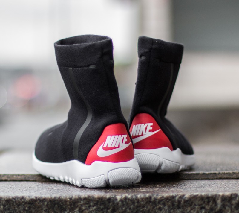 Încălțăminte și sneakerși pentru femei Nike Wmns Tech Fleece Mid Black ...