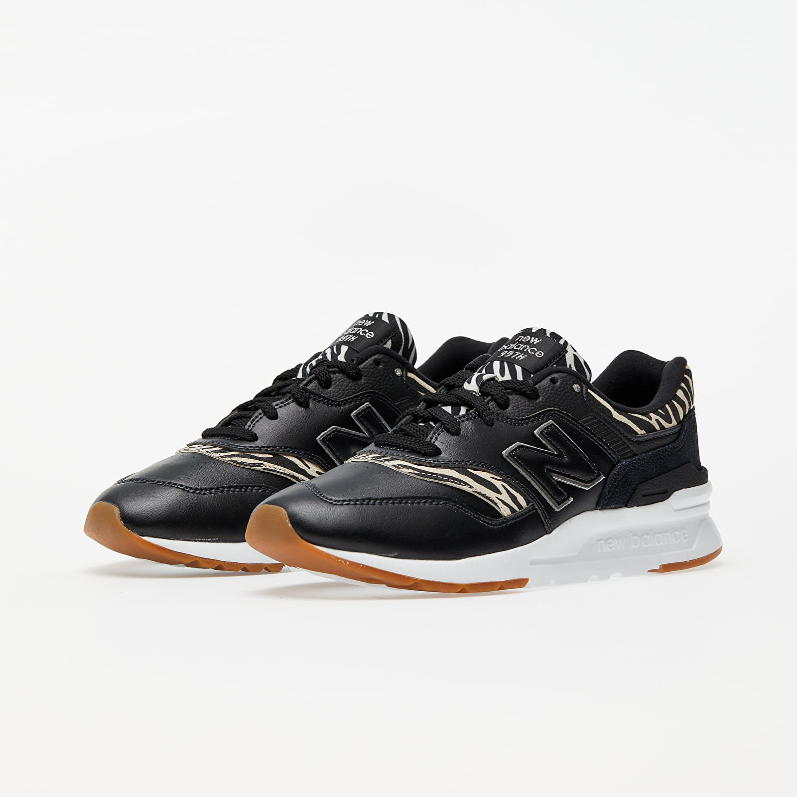 Încălțăminte și sneakerși pentru femei New Balance 997 Black | Footshop