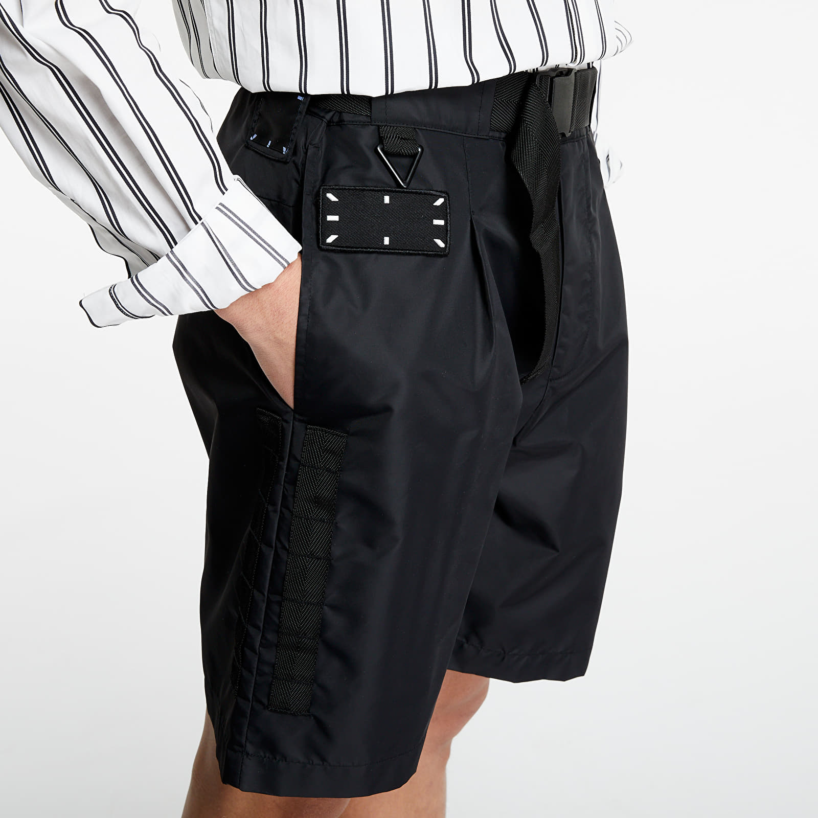 McQ Modular Short Darkest Black | Footshop
