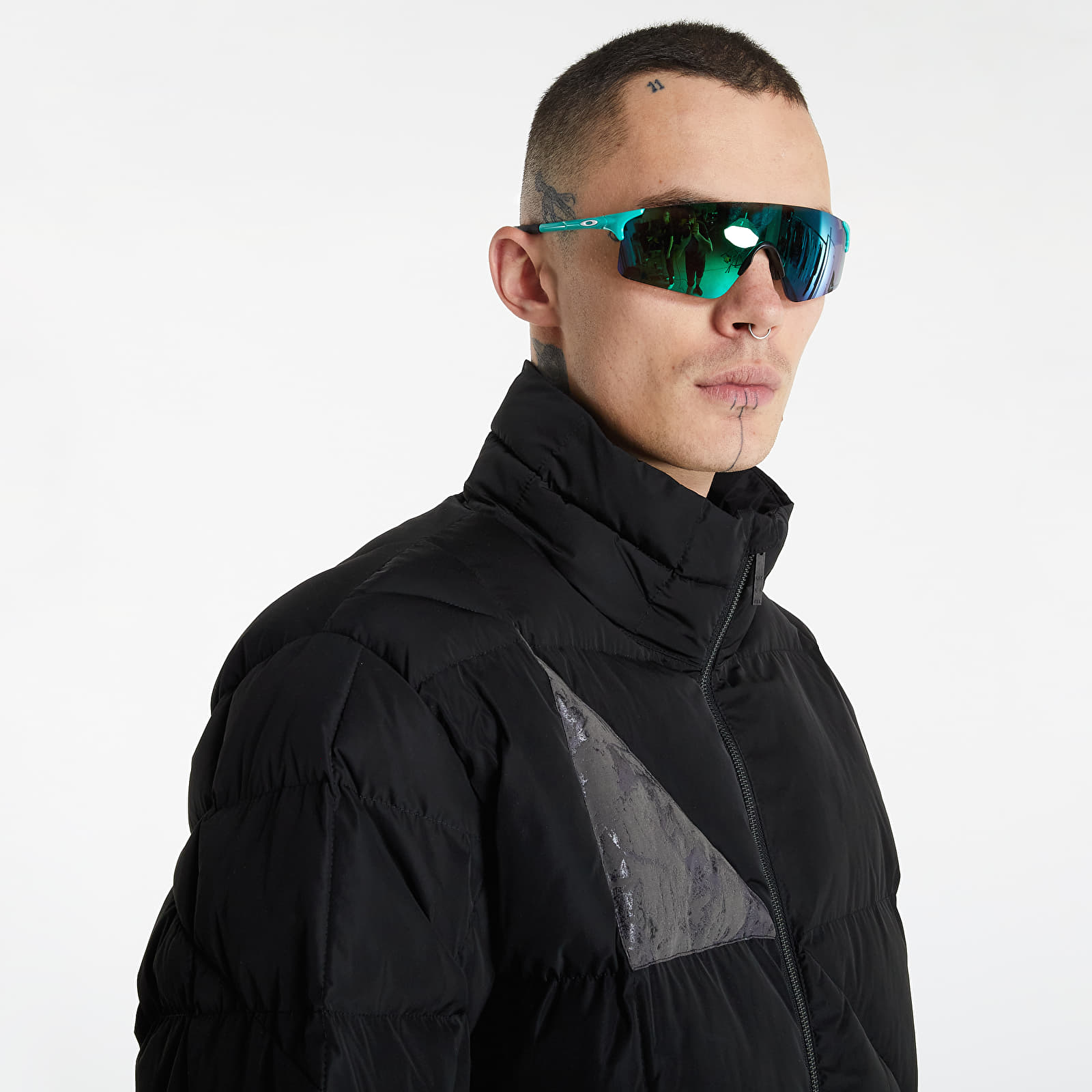 Jackets McQ In8 Waxed Puffer Darkest Black (666171 RRB20 1000) | Footshop