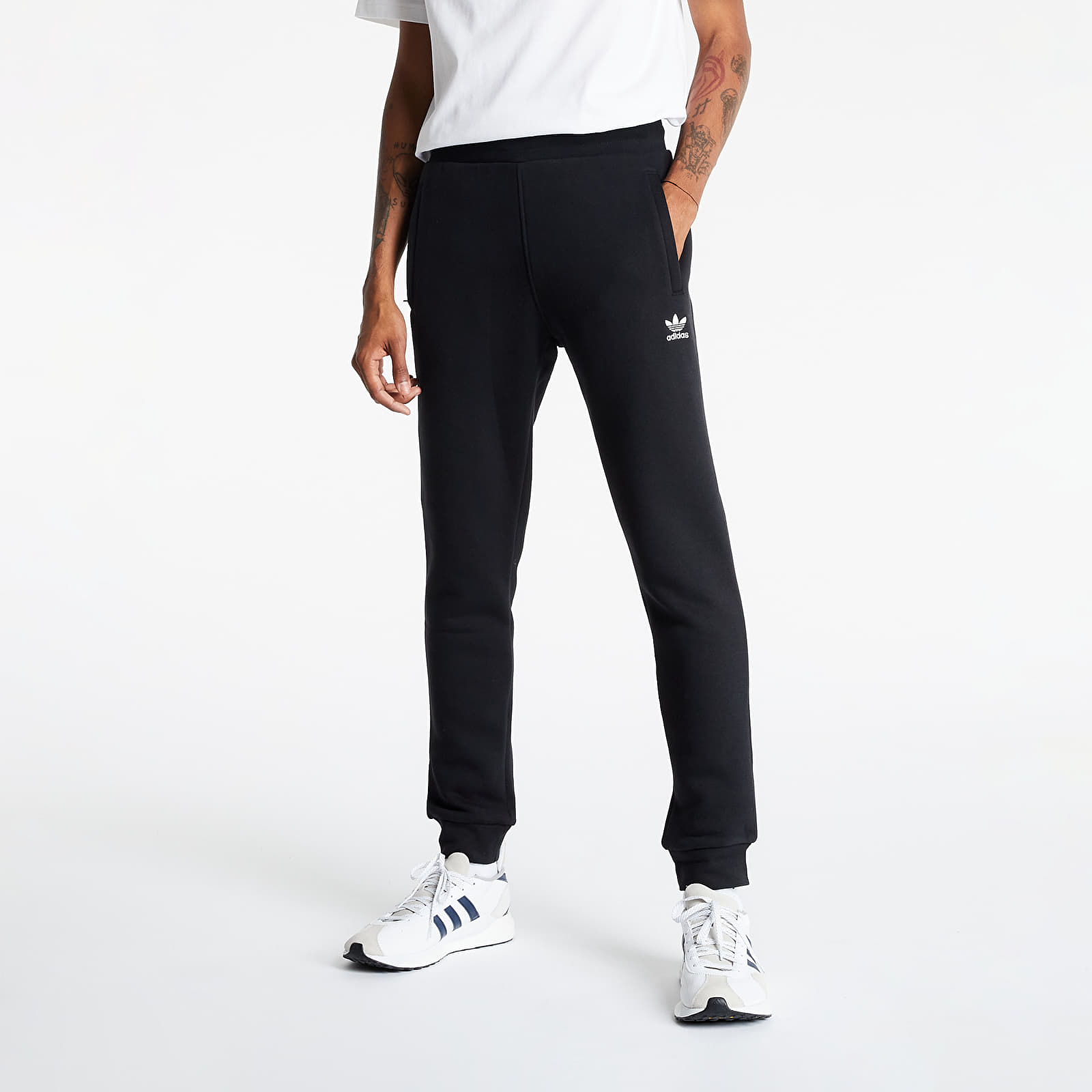 Pantaloni adidas Essentials Pants Black (H34657) | Footshop