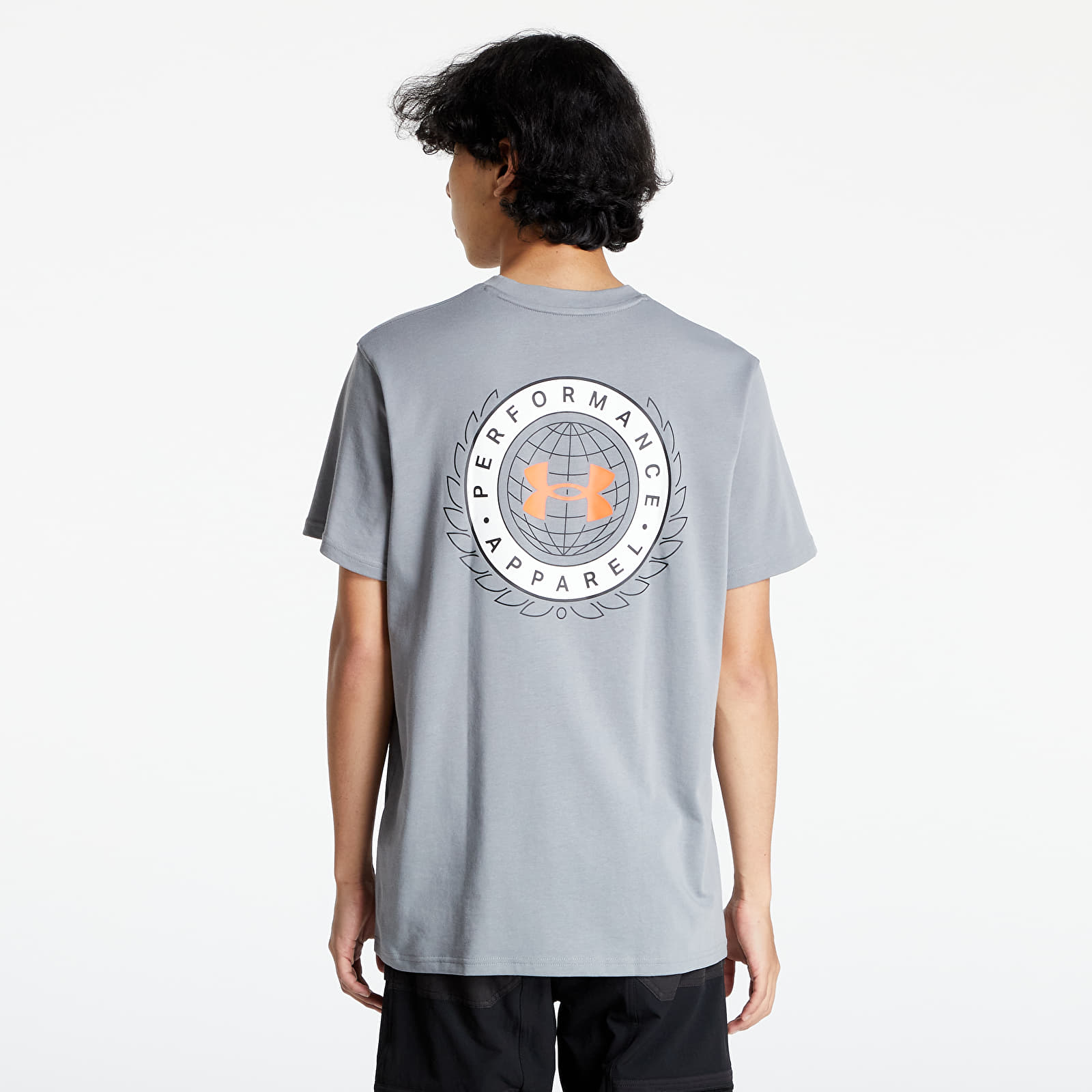 T-shirts Under Armour Alma Mater Crest Hw Ss Tee Grey | Footshop