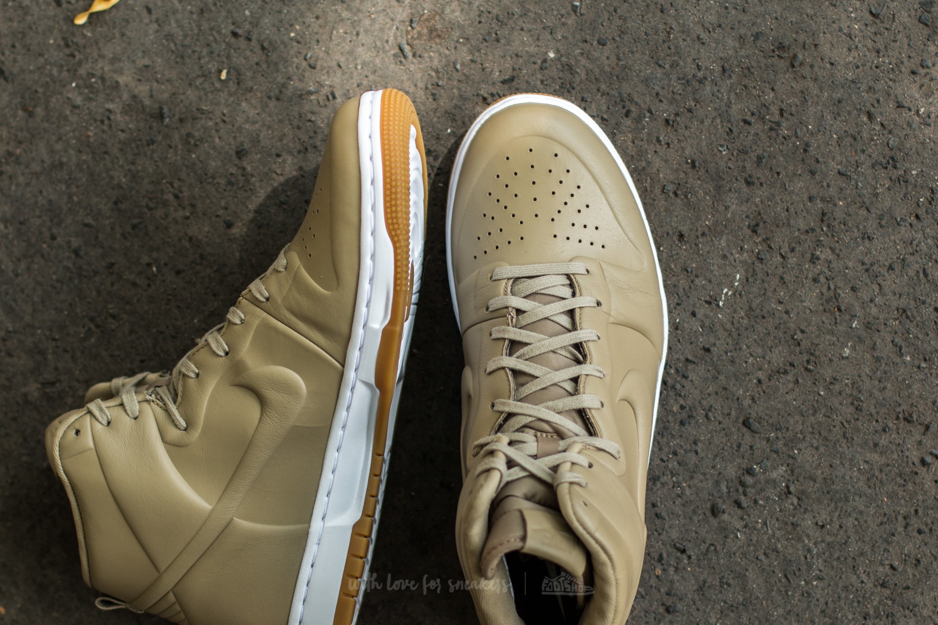 Încălțăminte și sneakerși pentru bărbați Nike Dunk Ultra Craft Khaki ...