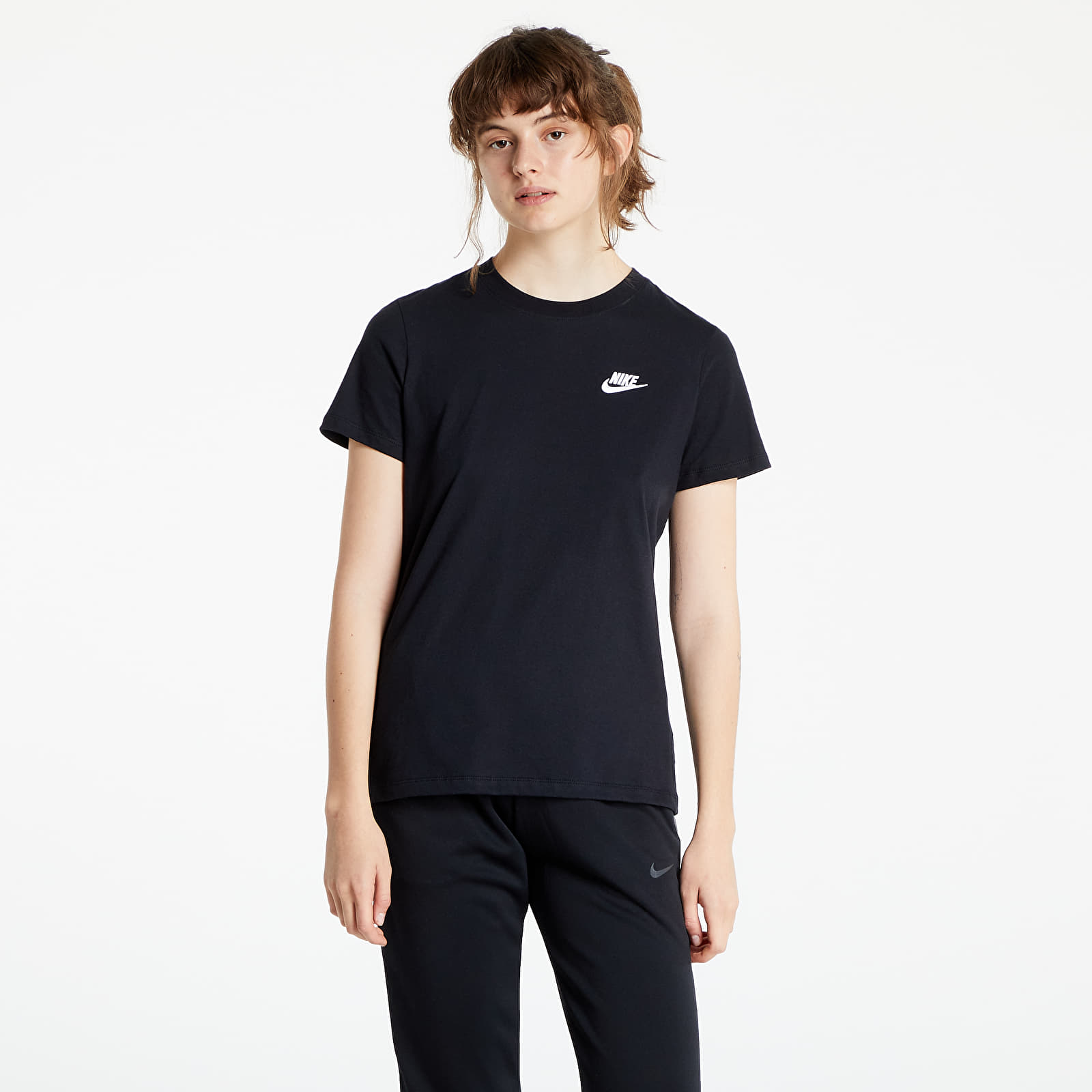 Tricouri Nike Sportswear W Nsw Club Tee ? (DN2393-010) | Footshop