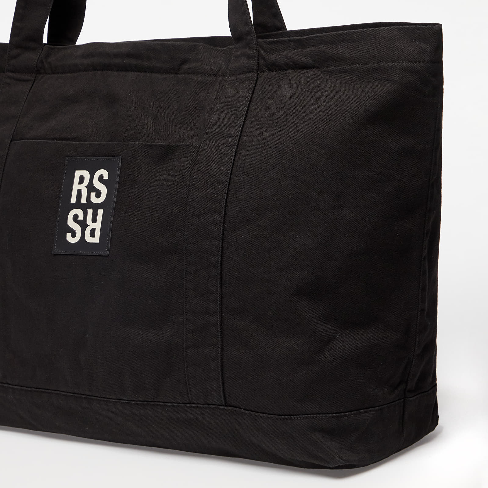 Genți crossbody RAF SIMONS Oversized Denim Tote Bag Black | Footshop