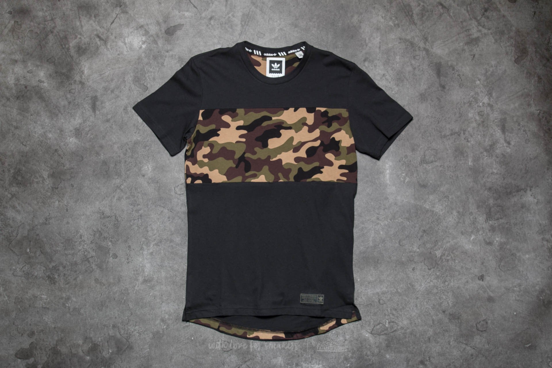 T-Shirts and shirts adidas Camo Block Tee Black | Footshop