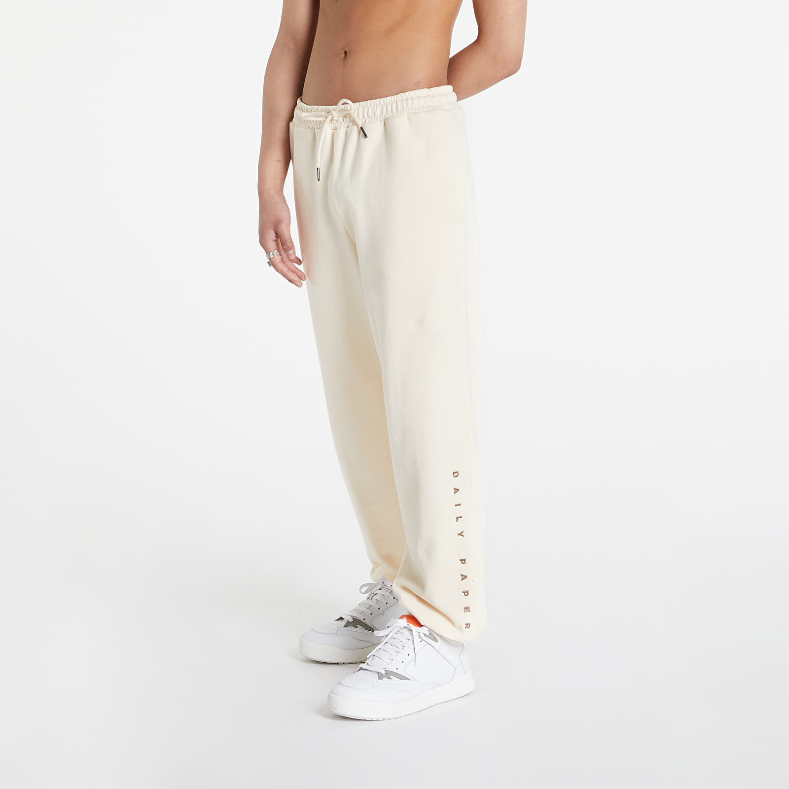 Pants Daily Paper Alias Trackpants Shortbread White | Footshop