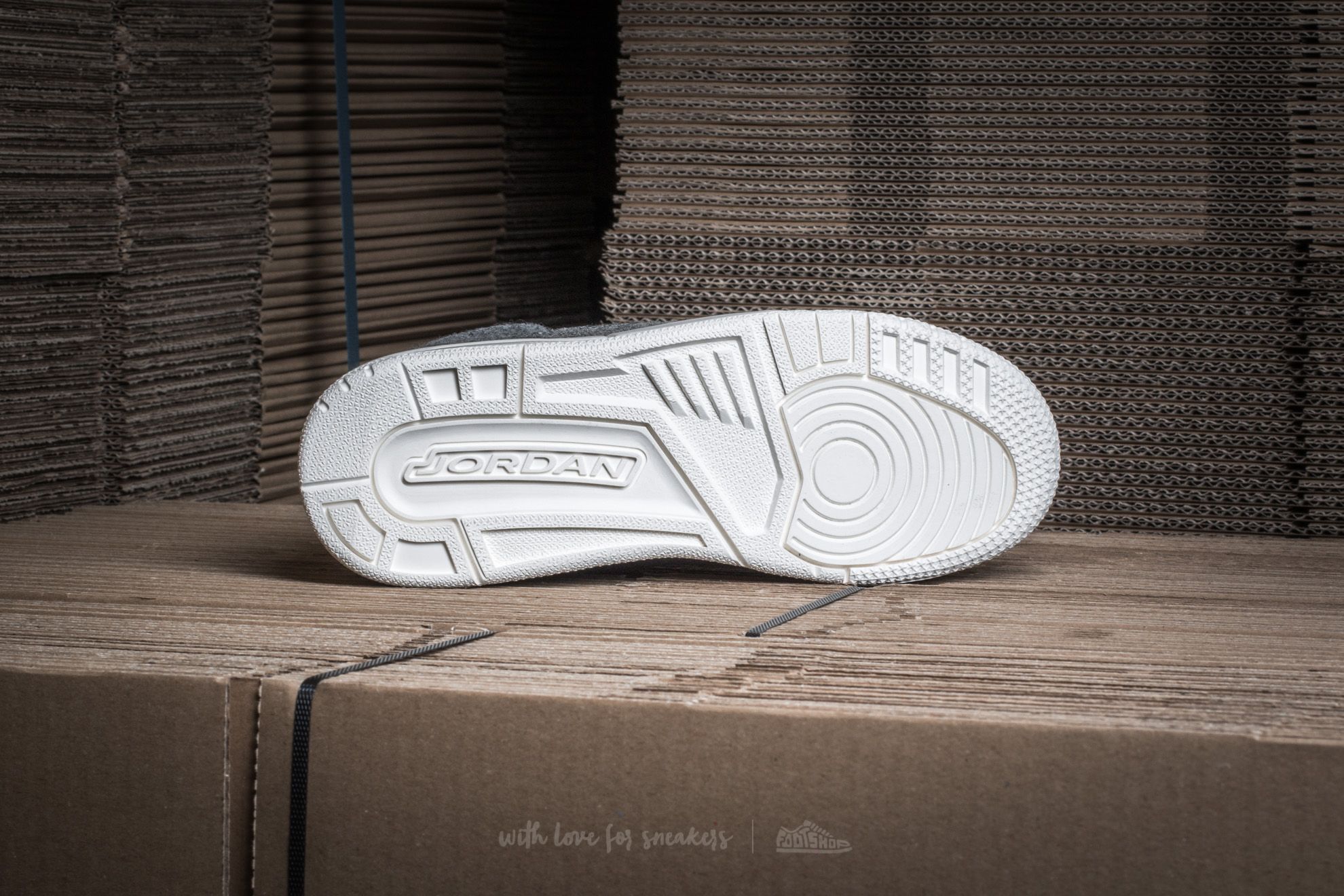 Damesschoenen Air Jordan 3 Retro Wool (GS) Dark Grey/ Dark Grey-Sail ...