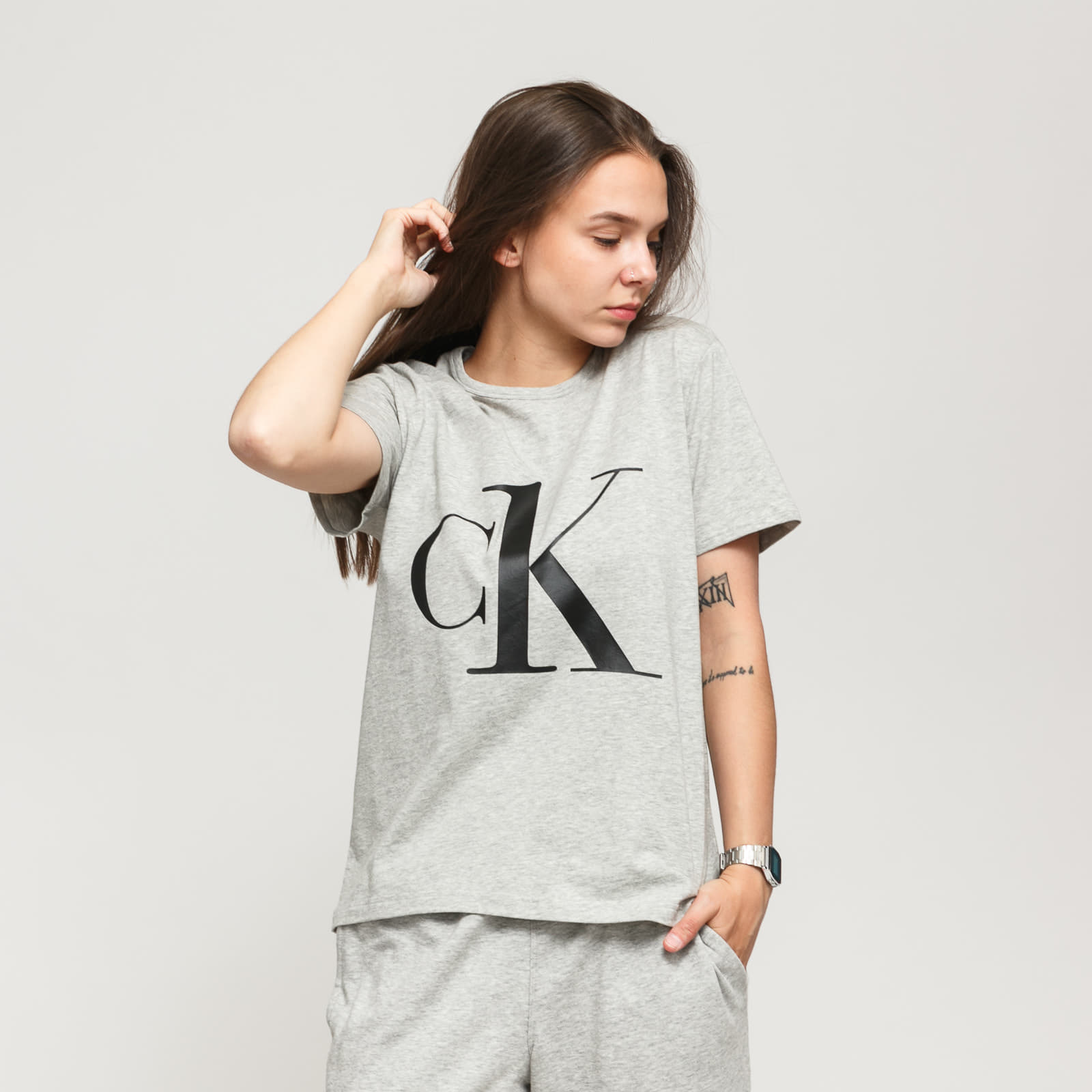 T-shirts Calvin Klein CK ONE SS Crew Neck Tee C/O Melange Gray | Footshop