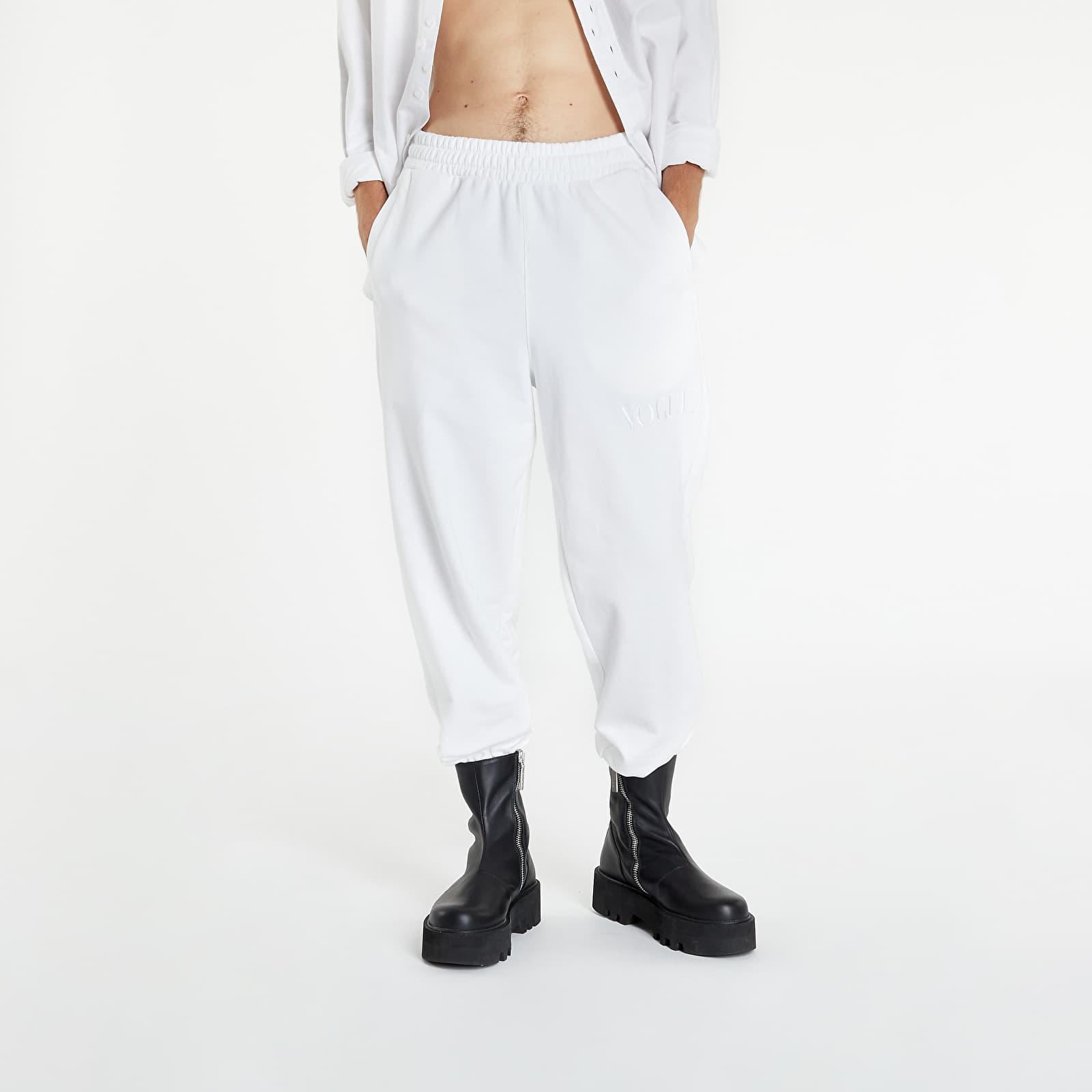 Pants Puma x VOGUE Sweatpants TR Puma White (53469402) | Footshop