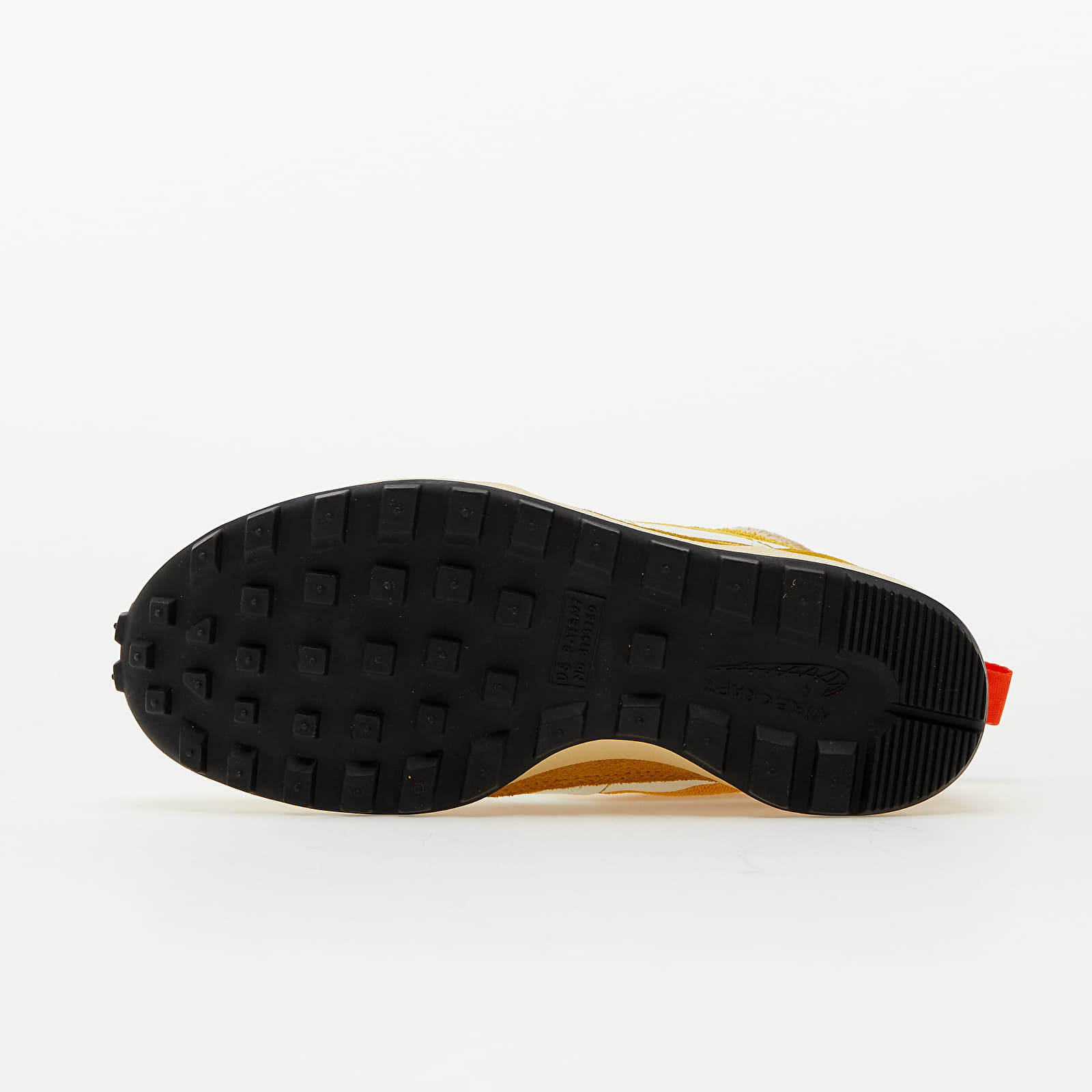Nike W General Purpose Dark Sulfur/ White-Light Cream | Footshop