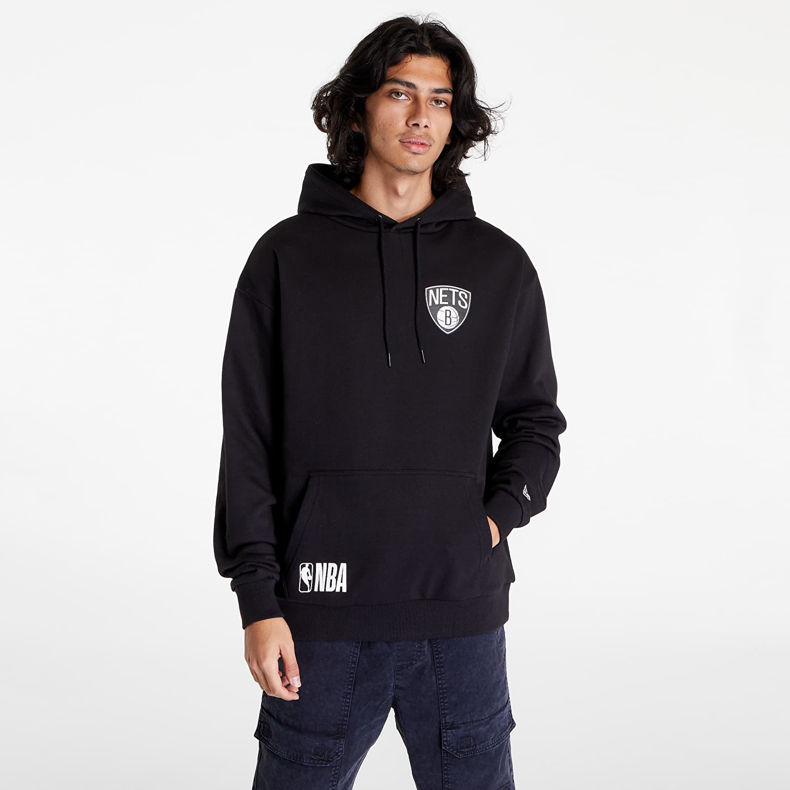 New Era NBA Half Logo Oversized Hoody Brooklyn Nets Black/ White | Footshop