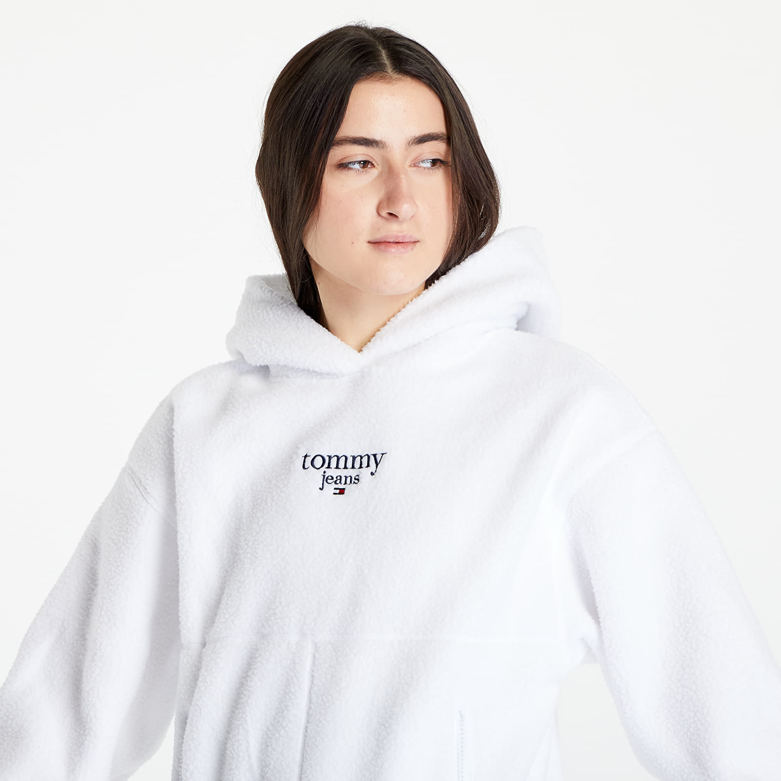 Bluzy Tommy Jeans Reg Essential Lo White (DW0DW14359 YBR) | Footshop