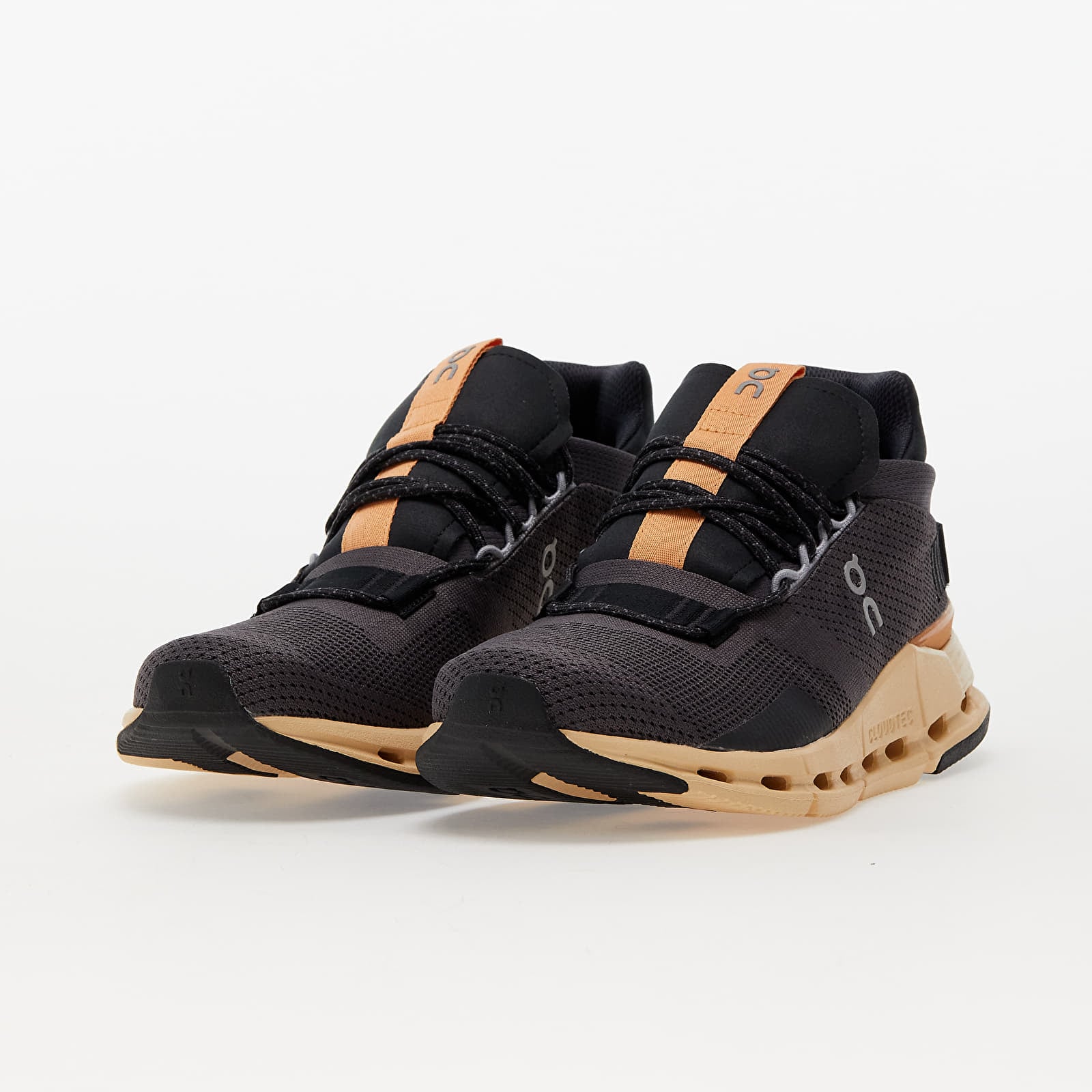 Дамски кецове и обувки On W Cloudnova Eclipse/ Savannah | Footshop