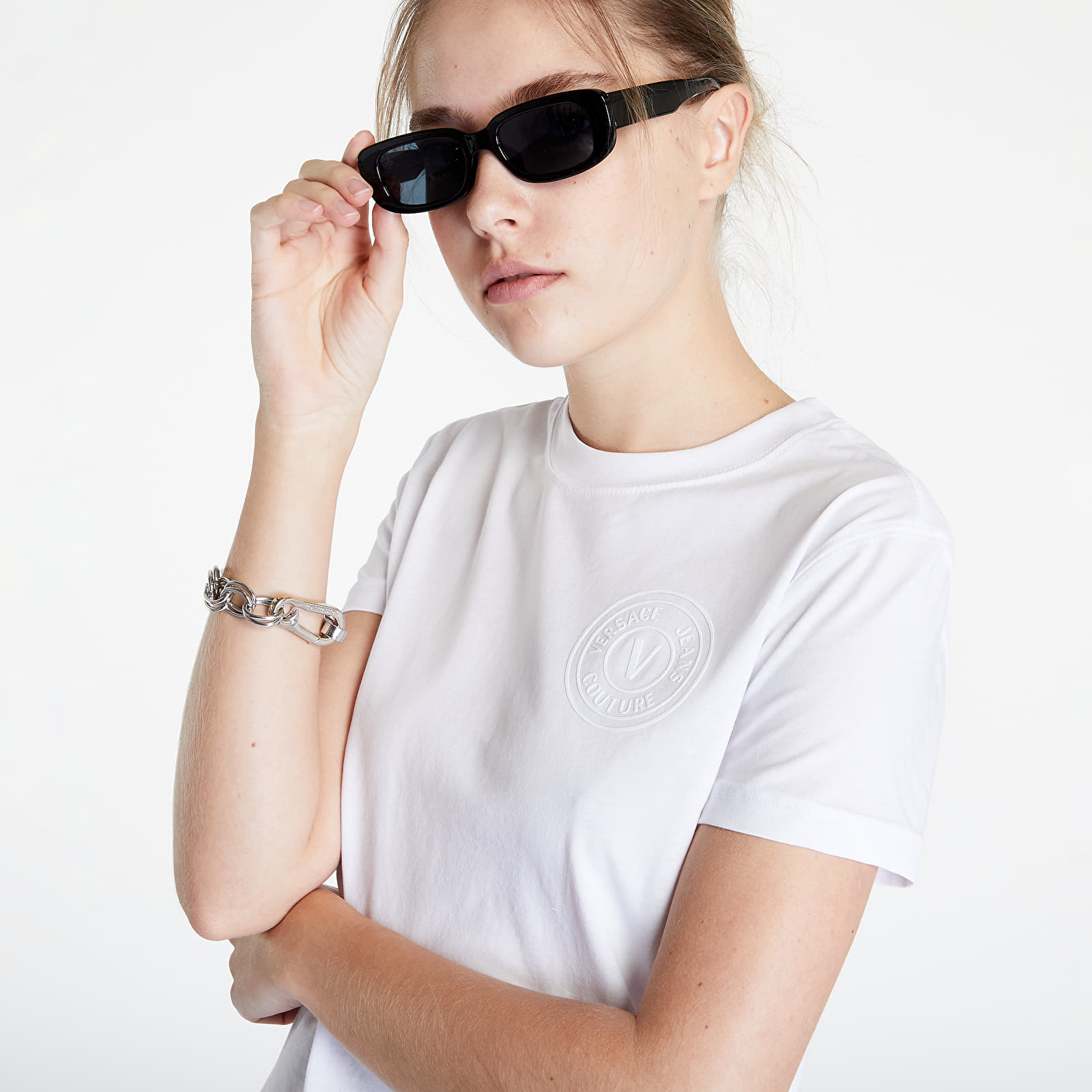 Tricouri Versace Jeans Couture R Vemblem S Rubber T-Shirt White | Footshop