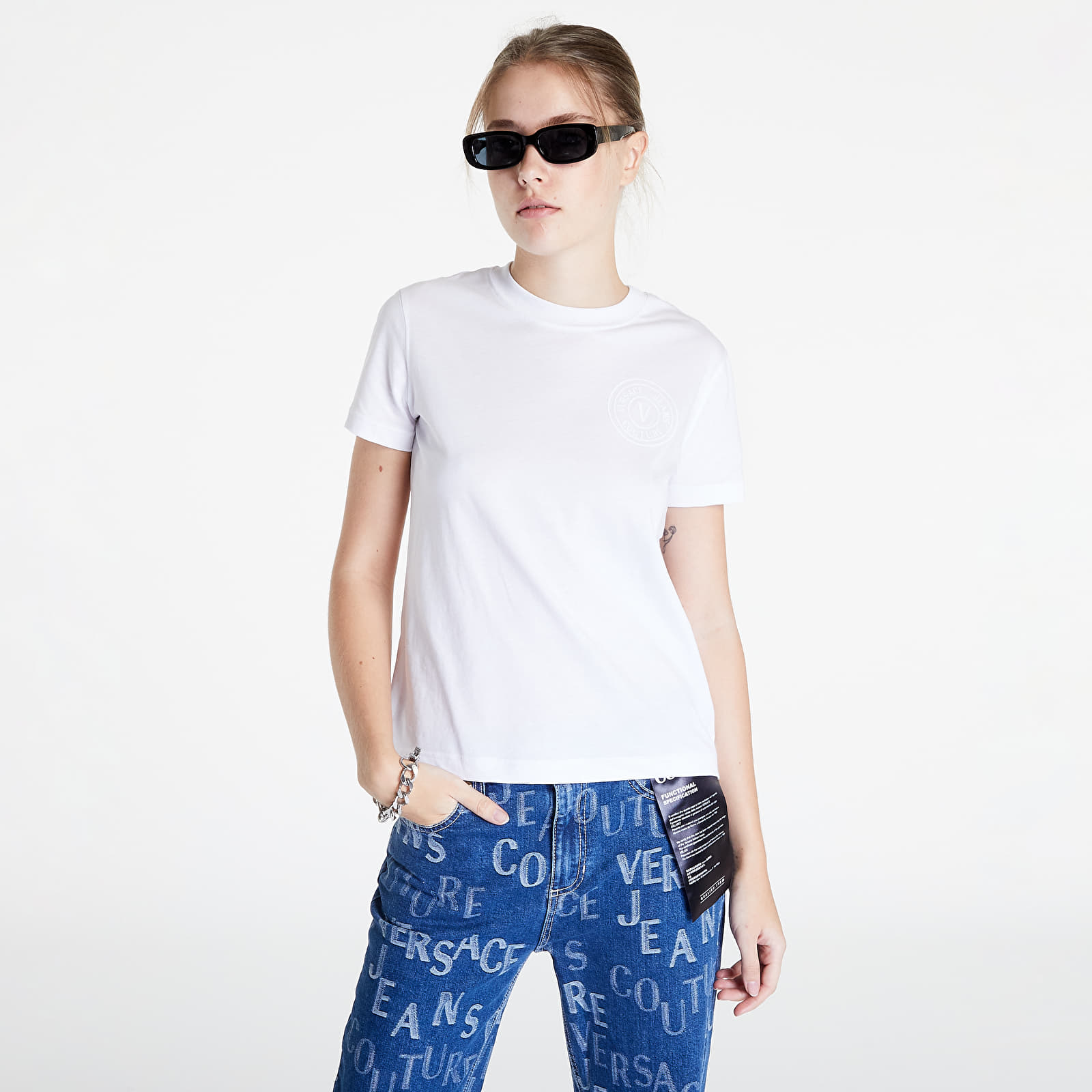 Tricouri Versace Jeans Couture R Vemblem S Rubber T-Shirt White | Footshop