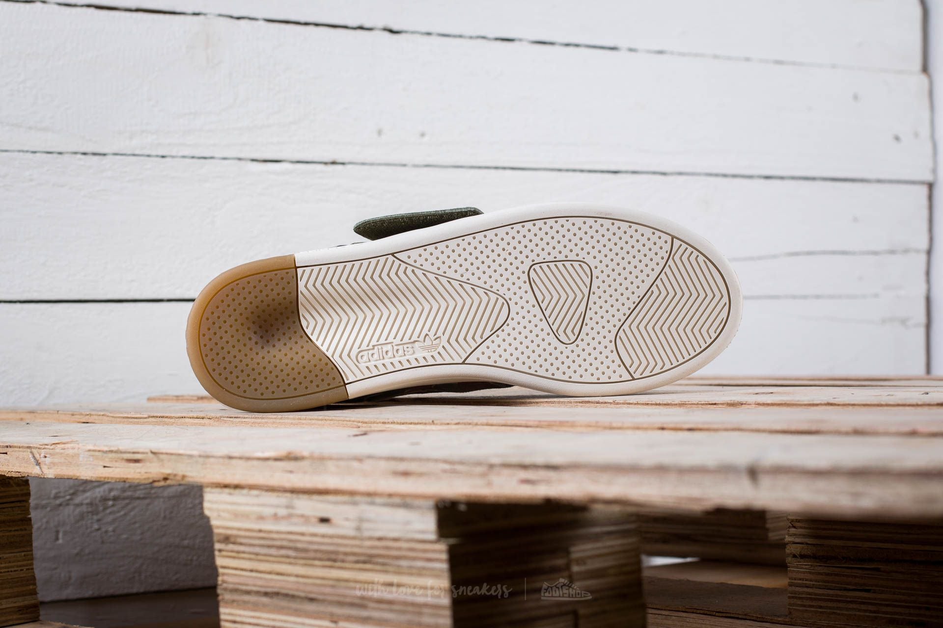 Men's shoes adidas Tubular Invader Strap Olive Cargo/ Dark Brown/ Core White (BB8393) | Footshop