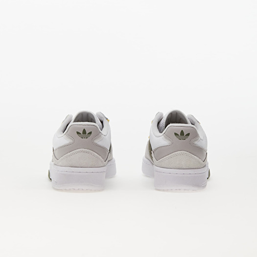 adidas Courtic