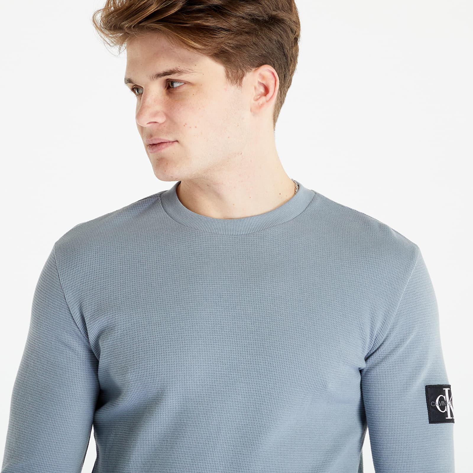 T-shirts Calvin Klein Jeans Monologo Badge Waffle L/S Knit Top Grey | Footshop