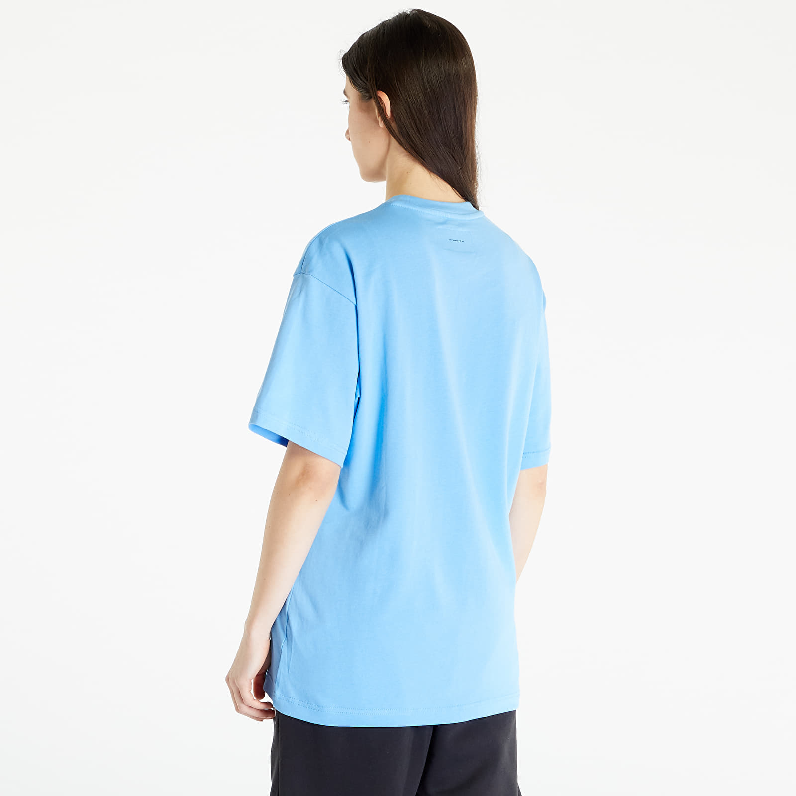 Trička Nike Sportswear Feel Tee UNISEX University Blue | Footshop