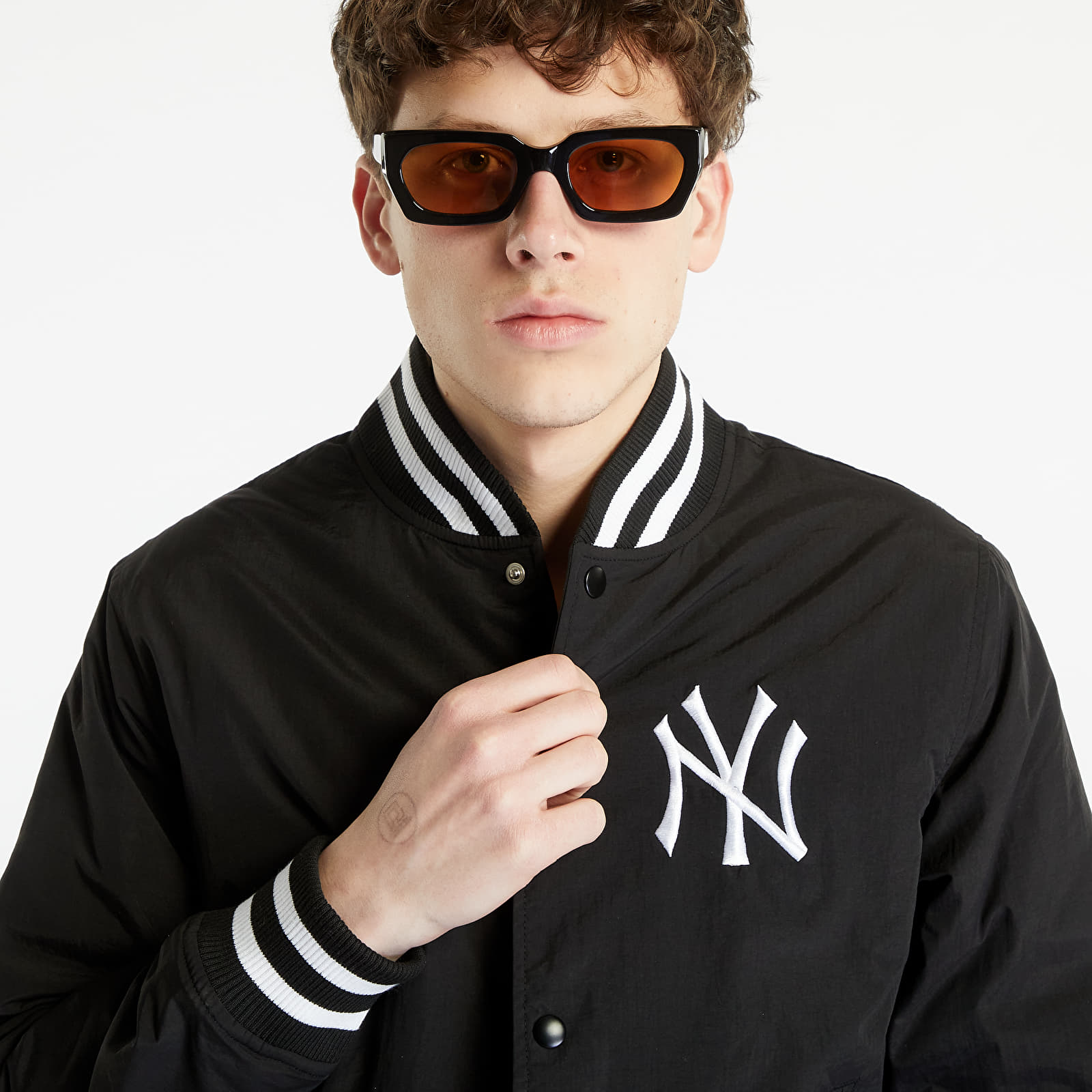 New Era New York Yankees MLB Team Logo Bomber Jacket