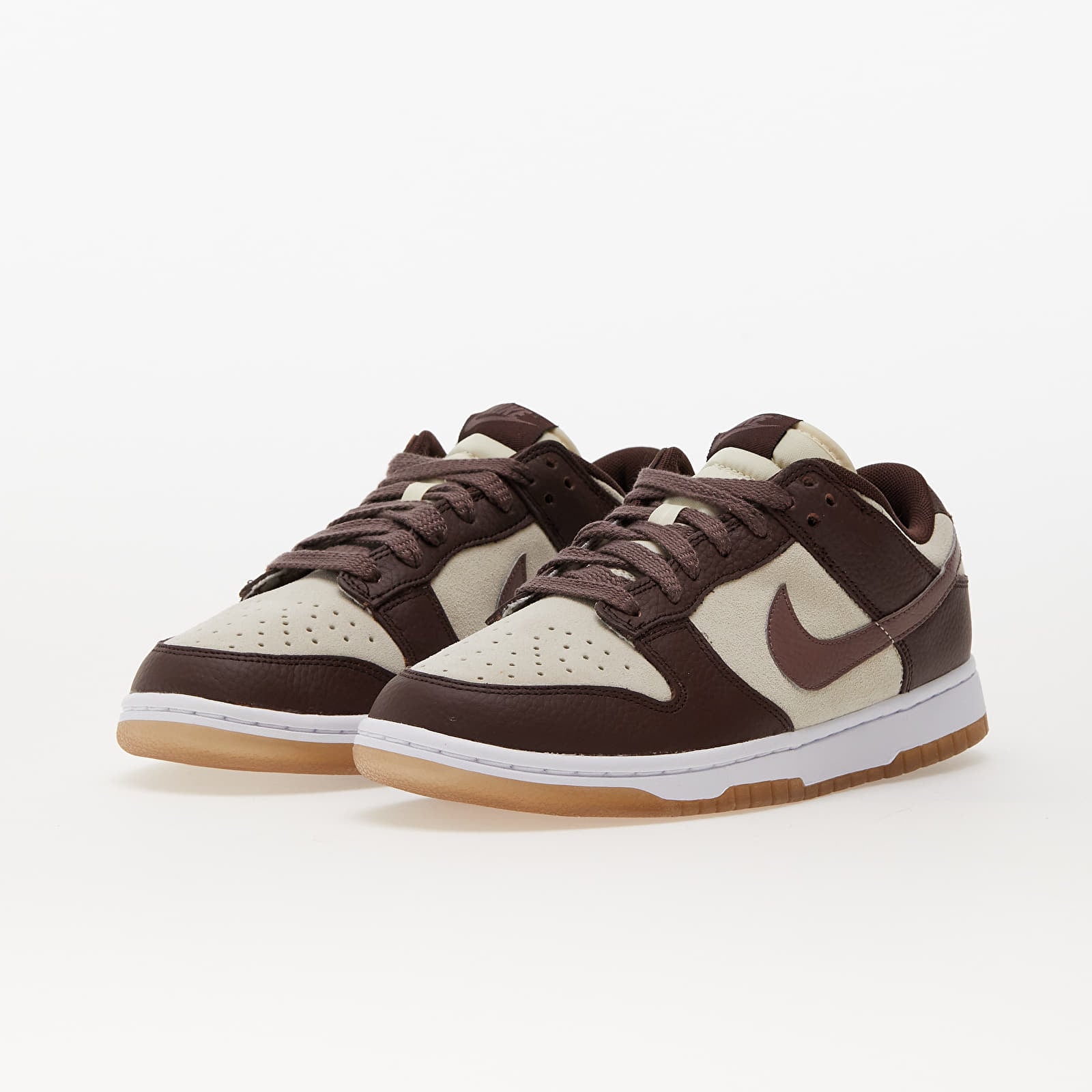 Women's shoes Nike W Dunk Low Coconut Milk/ Plum Eclipse-Earth | Footshop