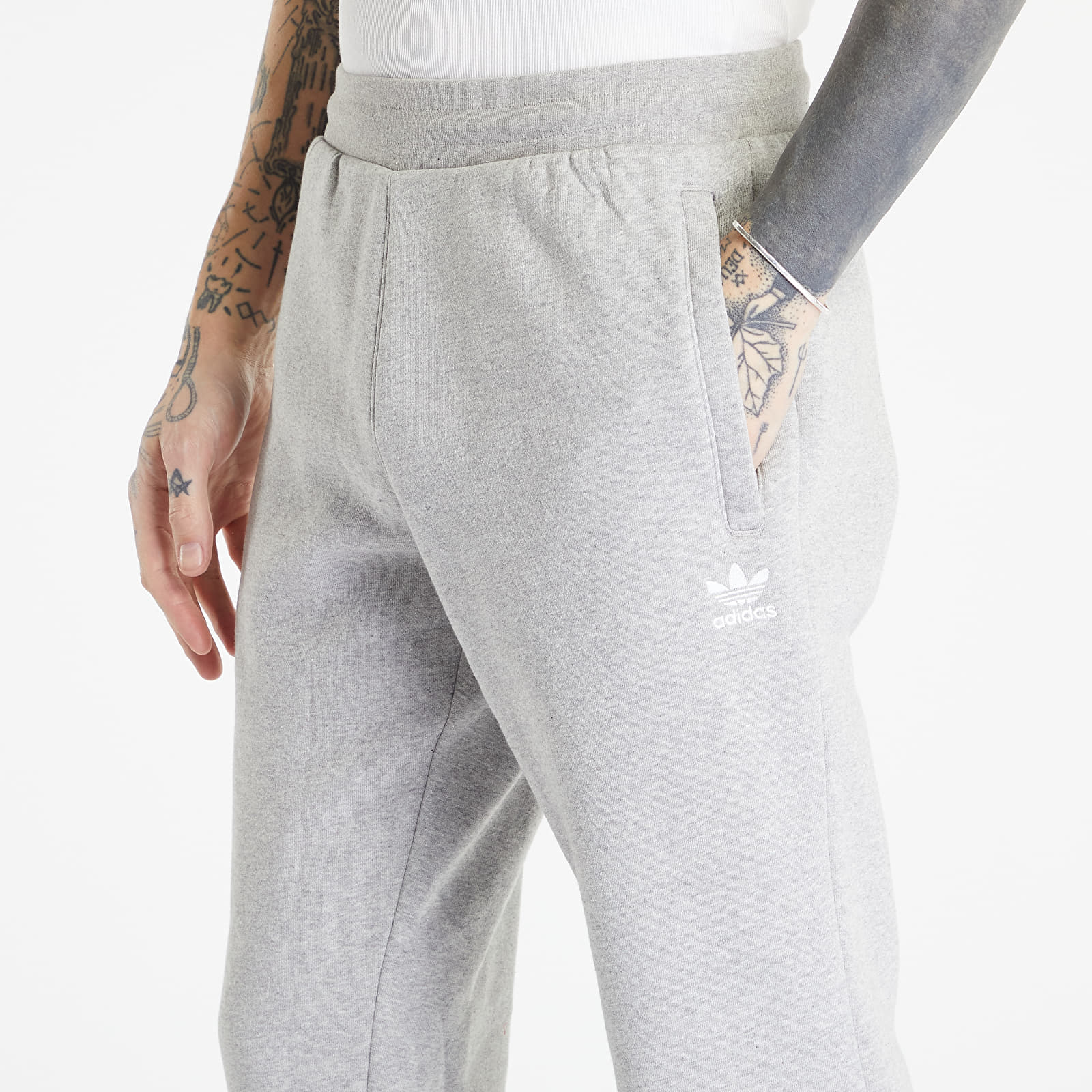 Tepláky adidas Originals Trefoil Essentials Pant Medium Grey Heather ...