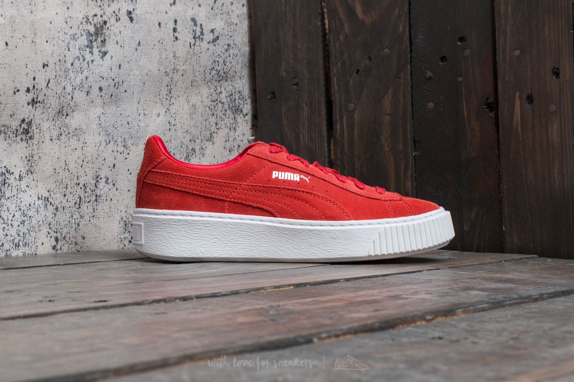 Women's shoes Puma Suede Platform Barbados Cherry-Cherry-White | Footshop
