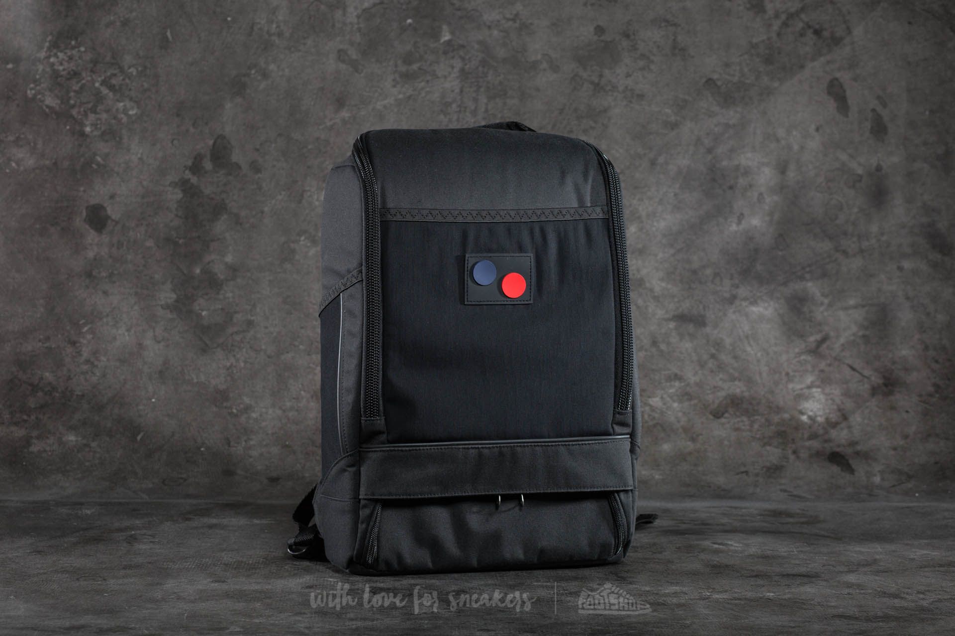 Backpacks pinqponq Cubik Small Backpack Minimal Black | Footshop