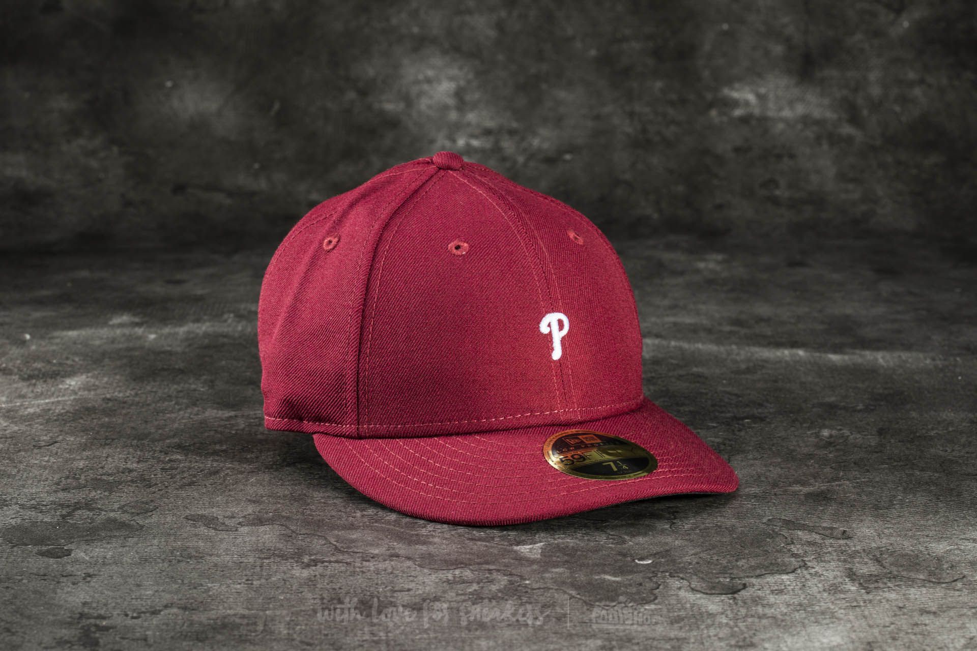 New Era 59Fifty Low Profile Mini Logo Philadelphia Phillies Cap